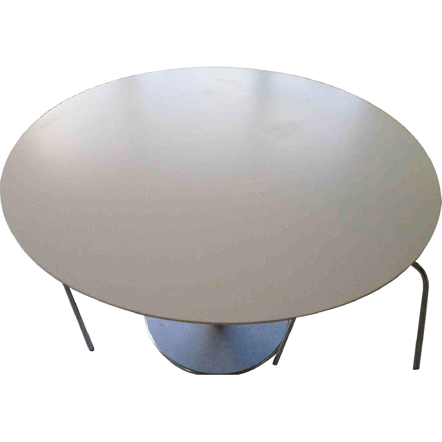 Design Within Reach Zero Table - AptDeco