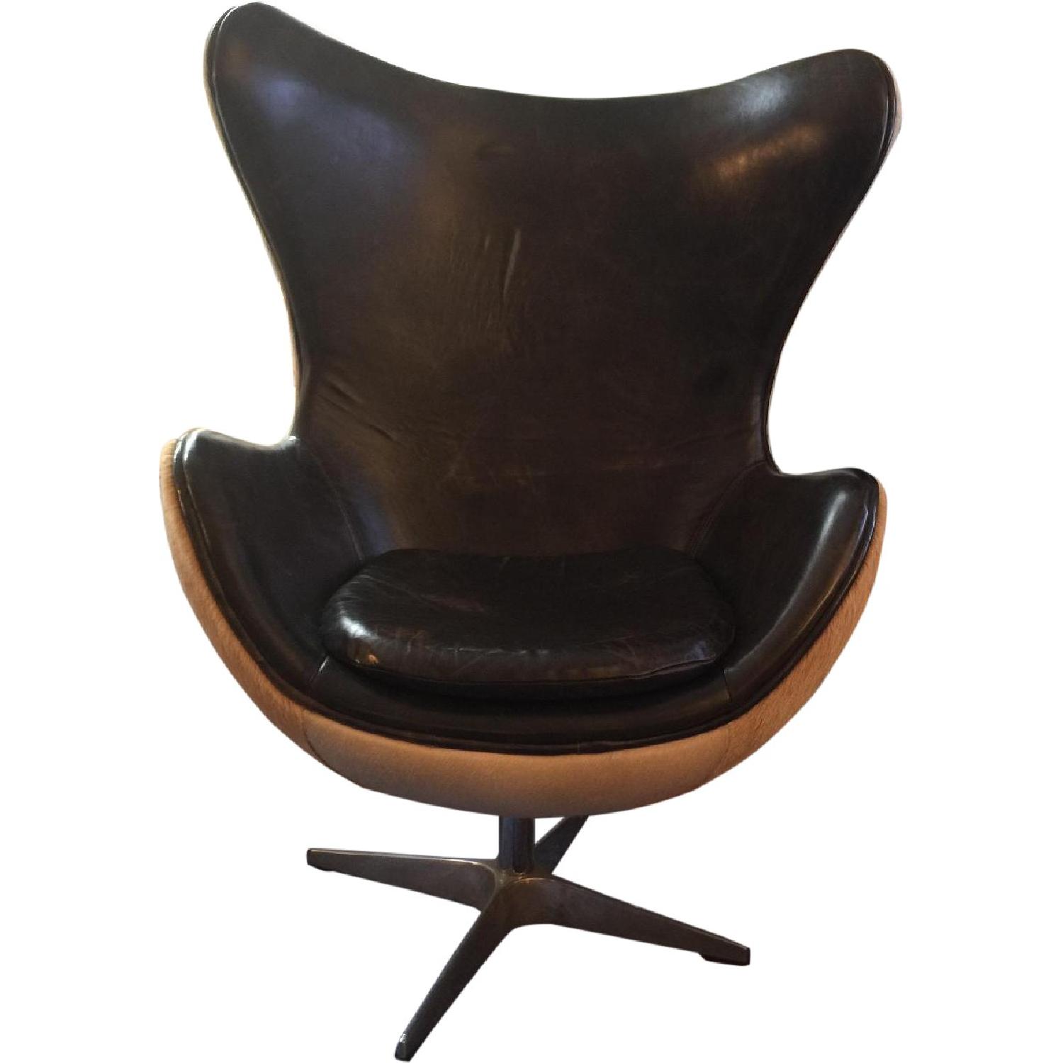 Restoration Hardware 1950's Leather/Cowhide Copenhagen Egg Chair - AptDeco