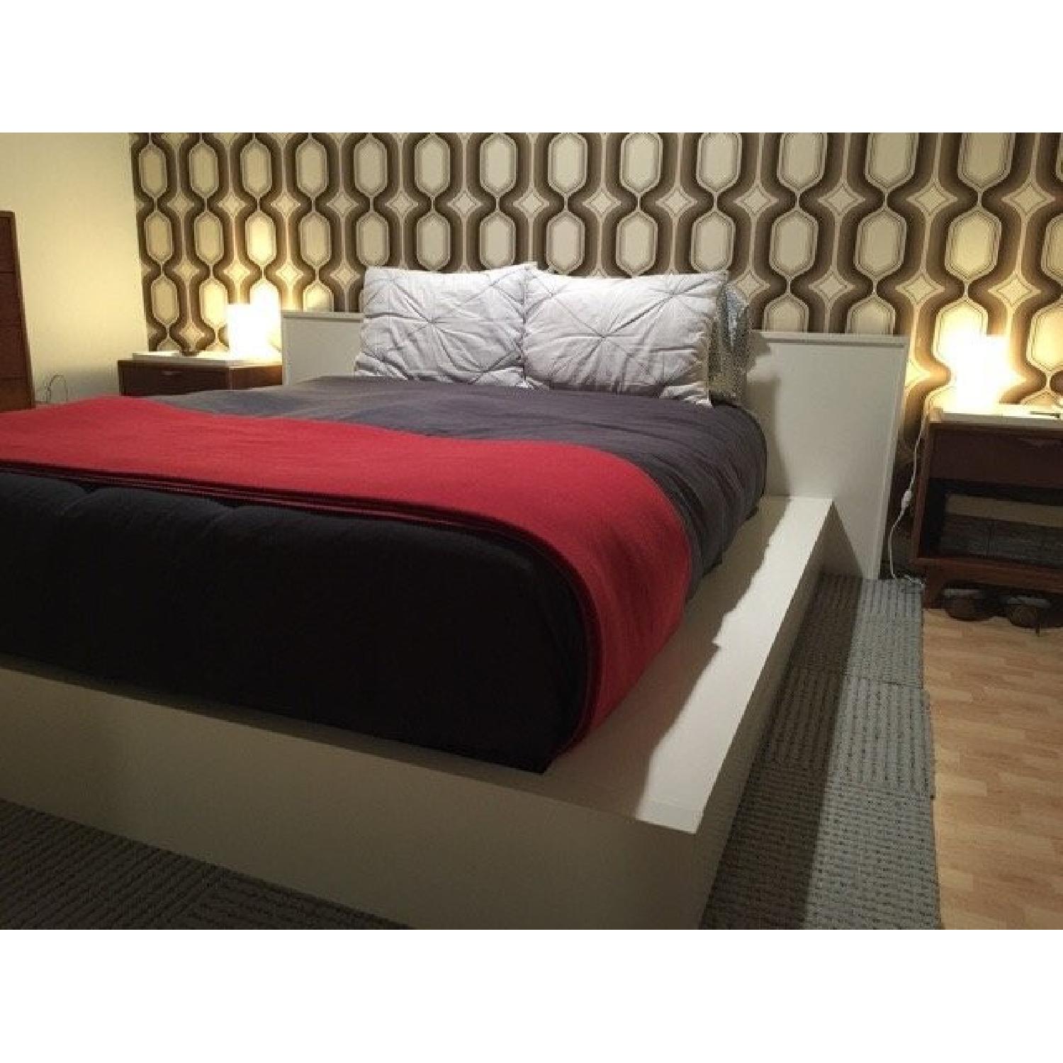 BoConcept White Lacquer Limo Bed w/ Drawer Unit - AptDeco