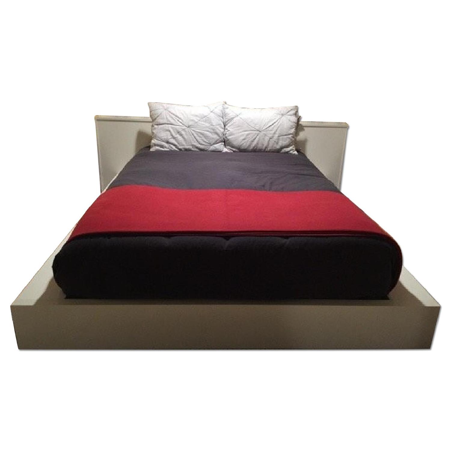 BoConcept White Lacquer Limo Bed w/ Drawer Unit - AptDeco