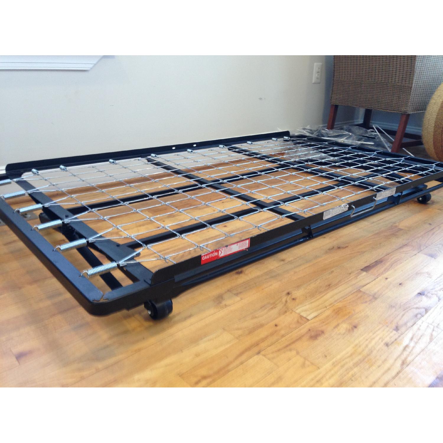 Leggett Platt Pop Up Trundle for Daybeds