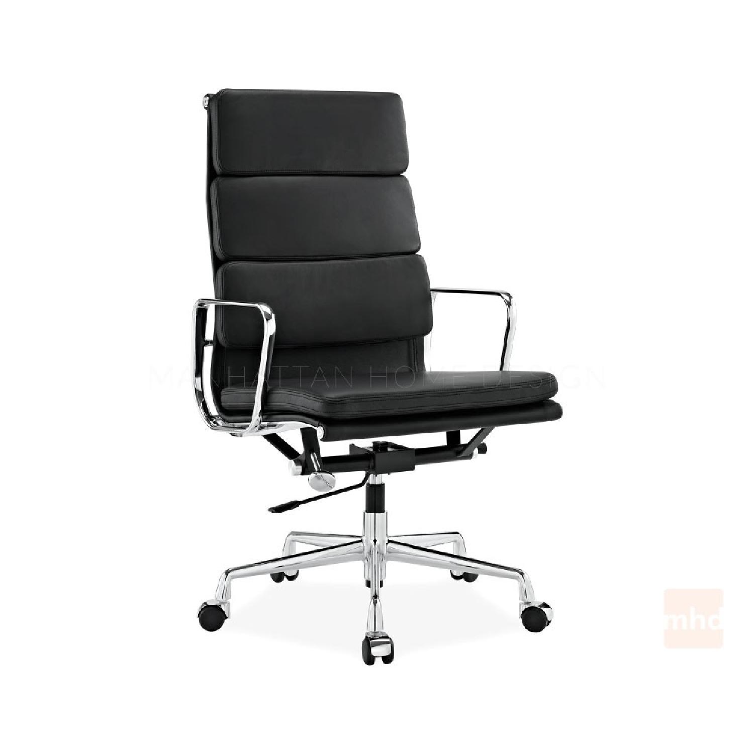 Eames Soft Pad Executive Chair Replica - AptDeco