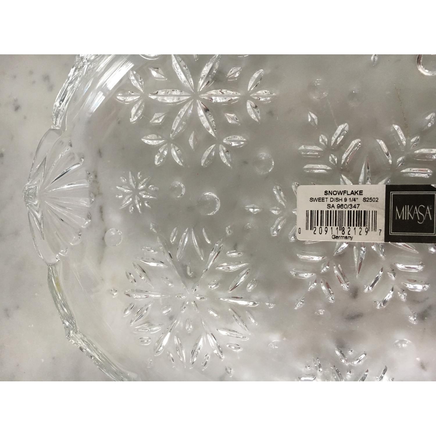 Snowflake Candy/Sweet Dish - AptDeco