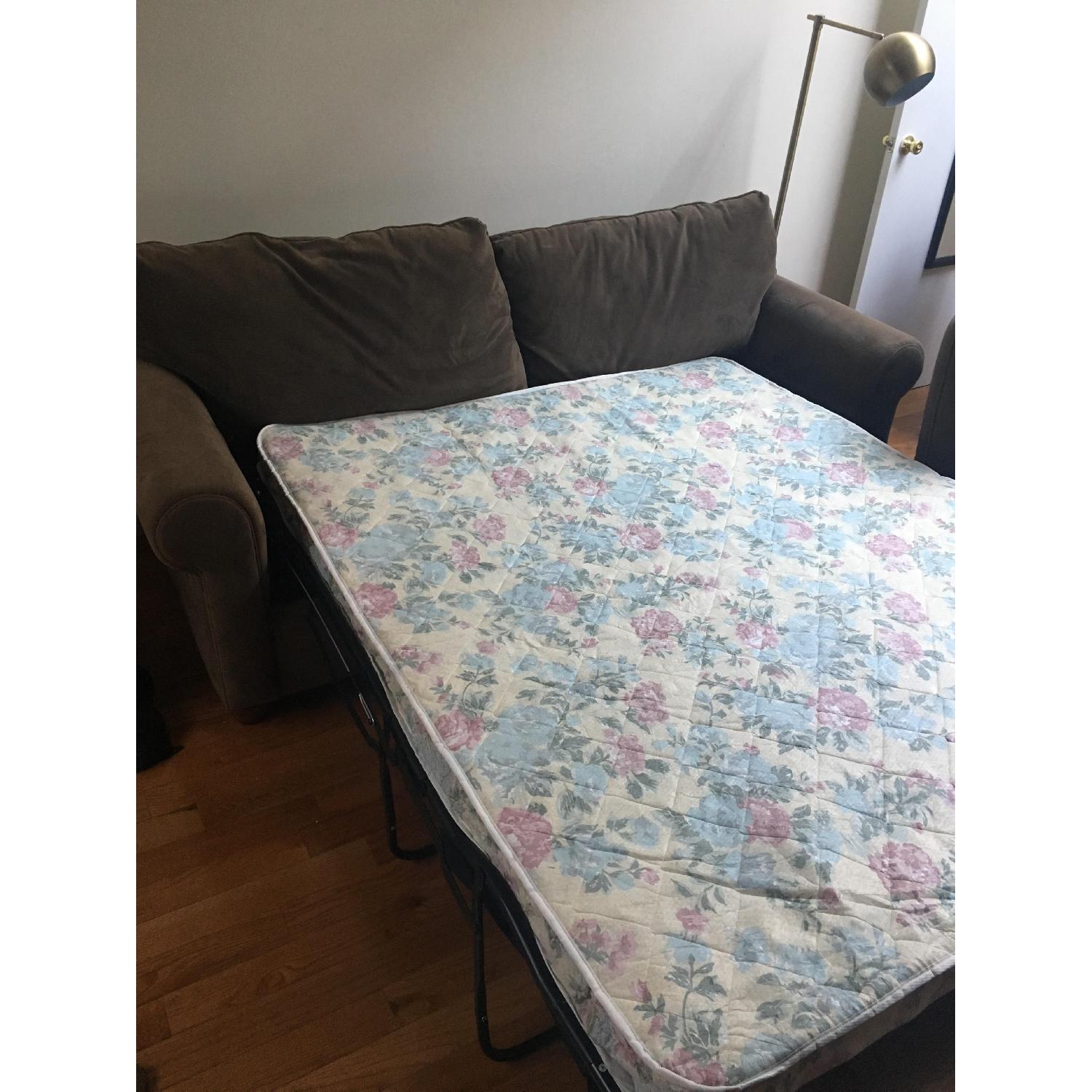 Full Pull-Out Sleeper Couch - AptDeco