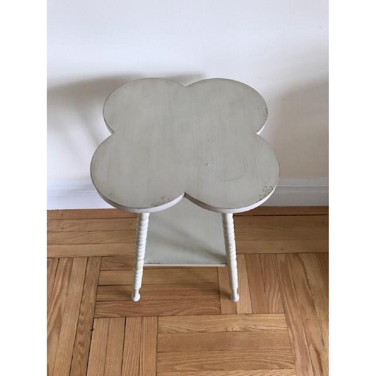 Ethan Allen Clover Side Table - AptDeco