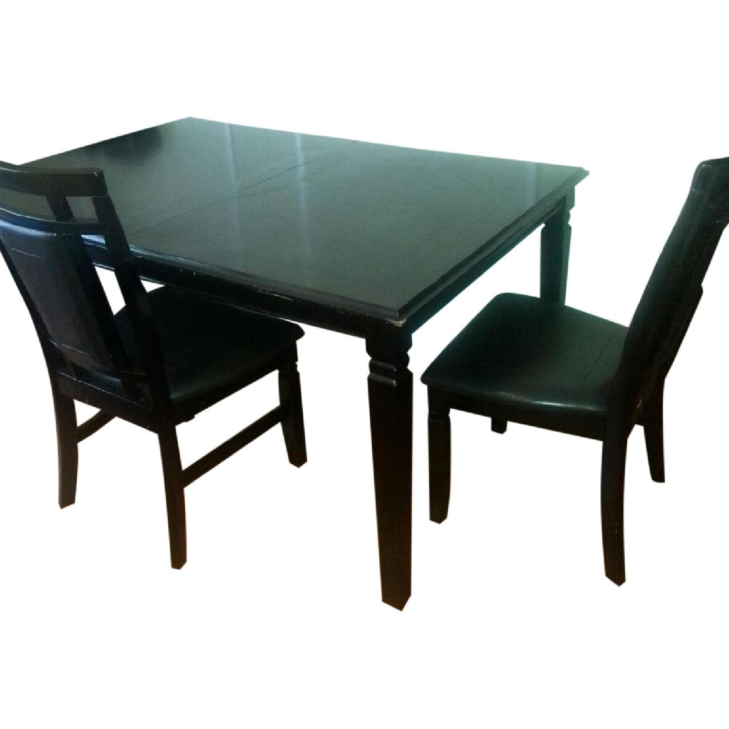 Old Brick Furniture Dark Wood Tone Dining table w/ 4 Leather Chairs ...