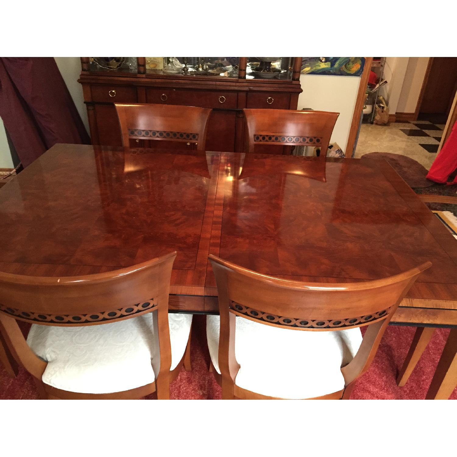 Maurice Villency Classics Dining Table w/ 6 Chairs + 2 Leaves - AptDeco