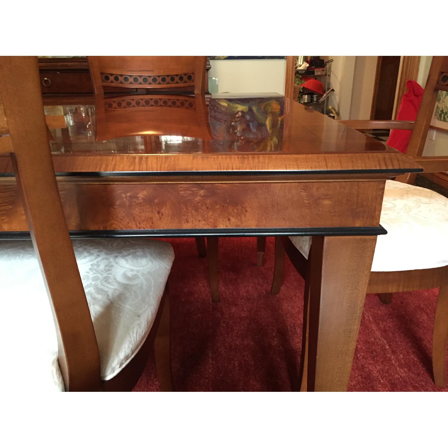 Maurice Villency Classics Dining Table w/ 6 Chairs + 2 Leaves - AptDeco