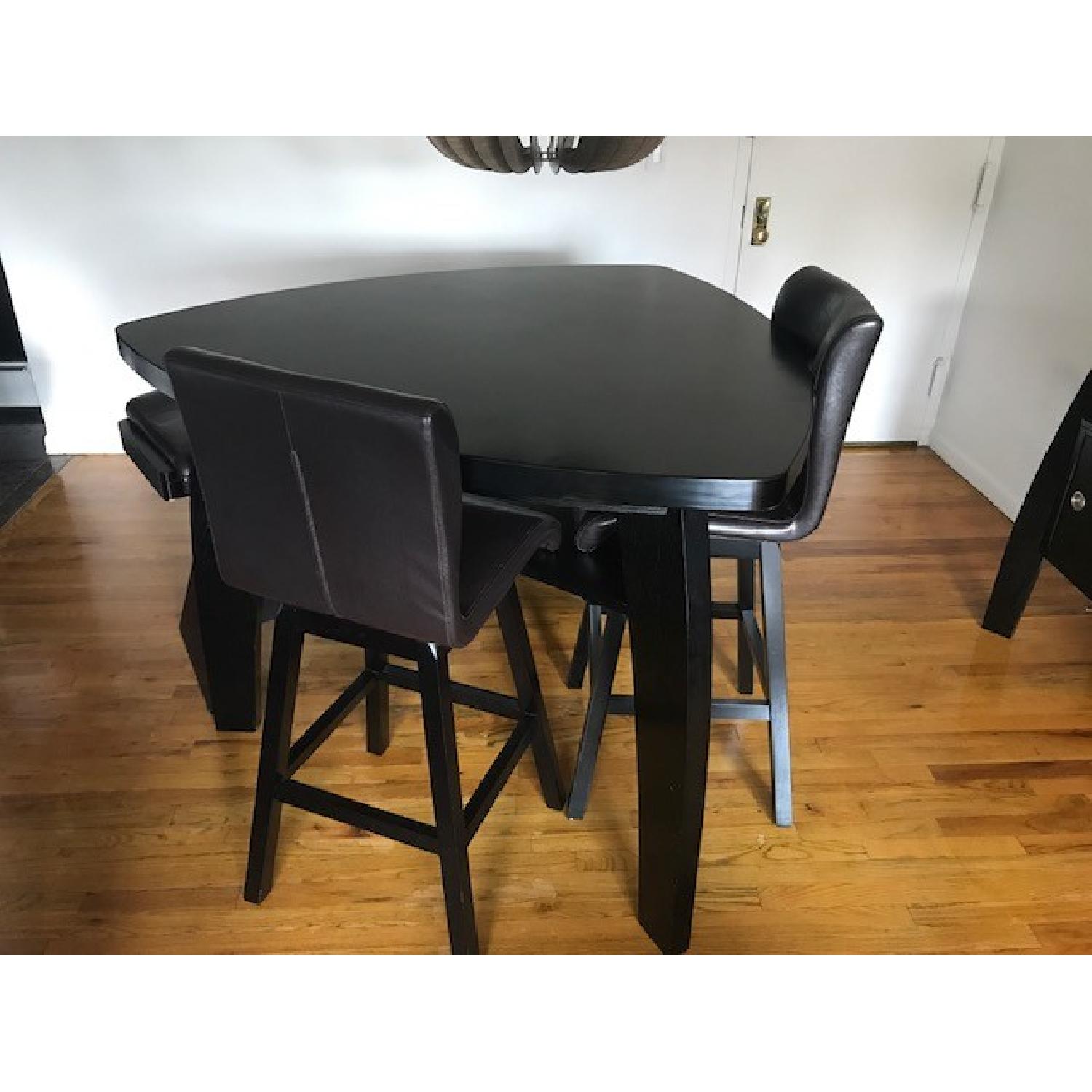 Raymour Flanigan Pub Height Dining Table Bar