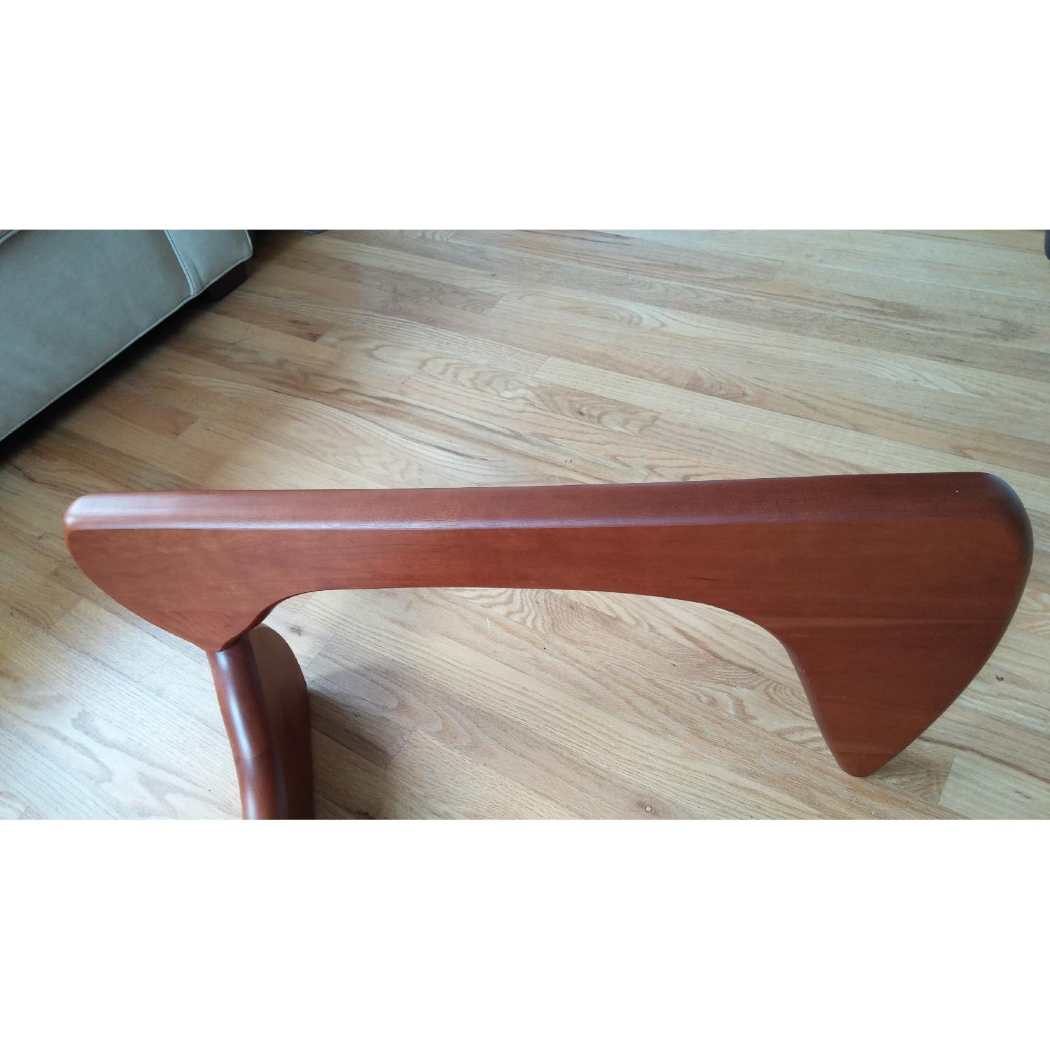 Herman Miller Noguchi Coffee Table In Cherry AptDeco herman-miller-noguchi-coffee-table-in-cherry-aptdeco