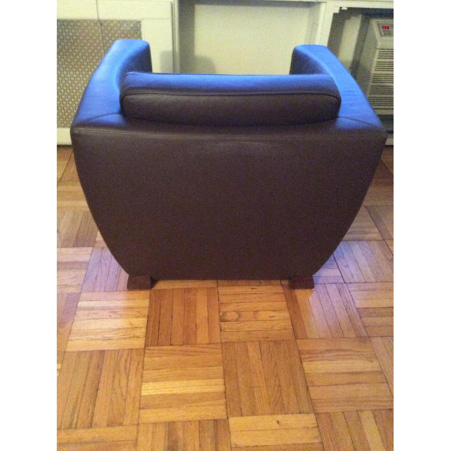 Keilhauer Lounge Chair - AptDeco