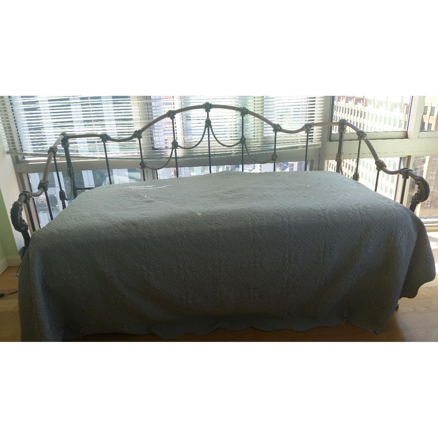 Solid Wrought Iron Daybed - AptDeco