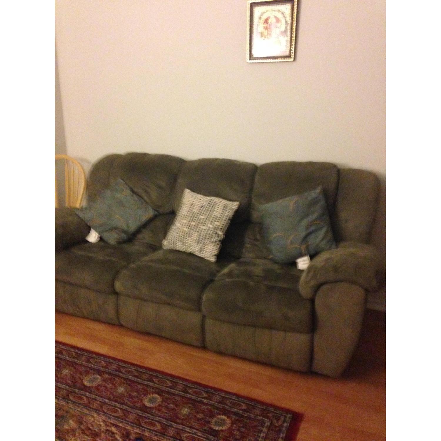 Levin Furniture England Corsair Hutton Reclining Sofa - AptDeco