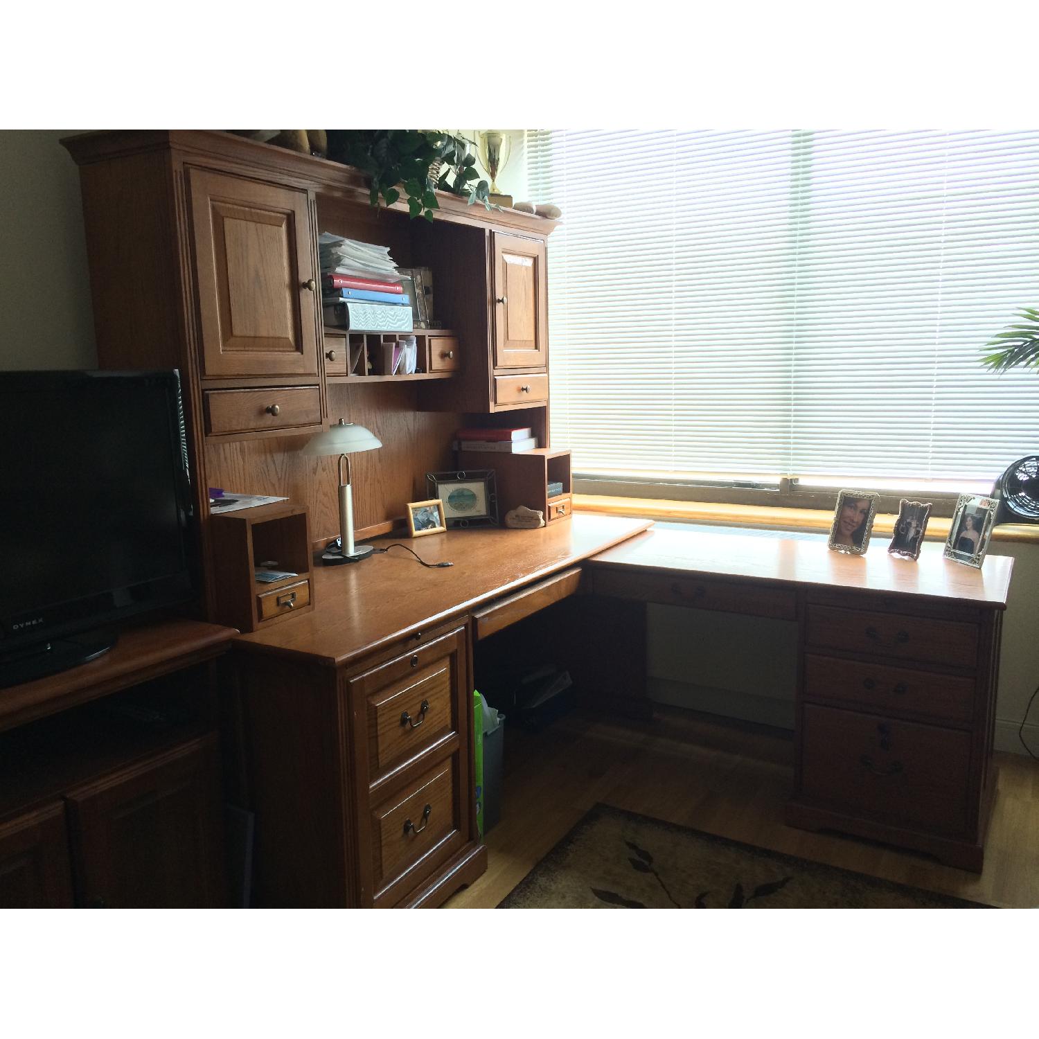 Solid Wood L-Shaped Desk with Hutch - AptDeco