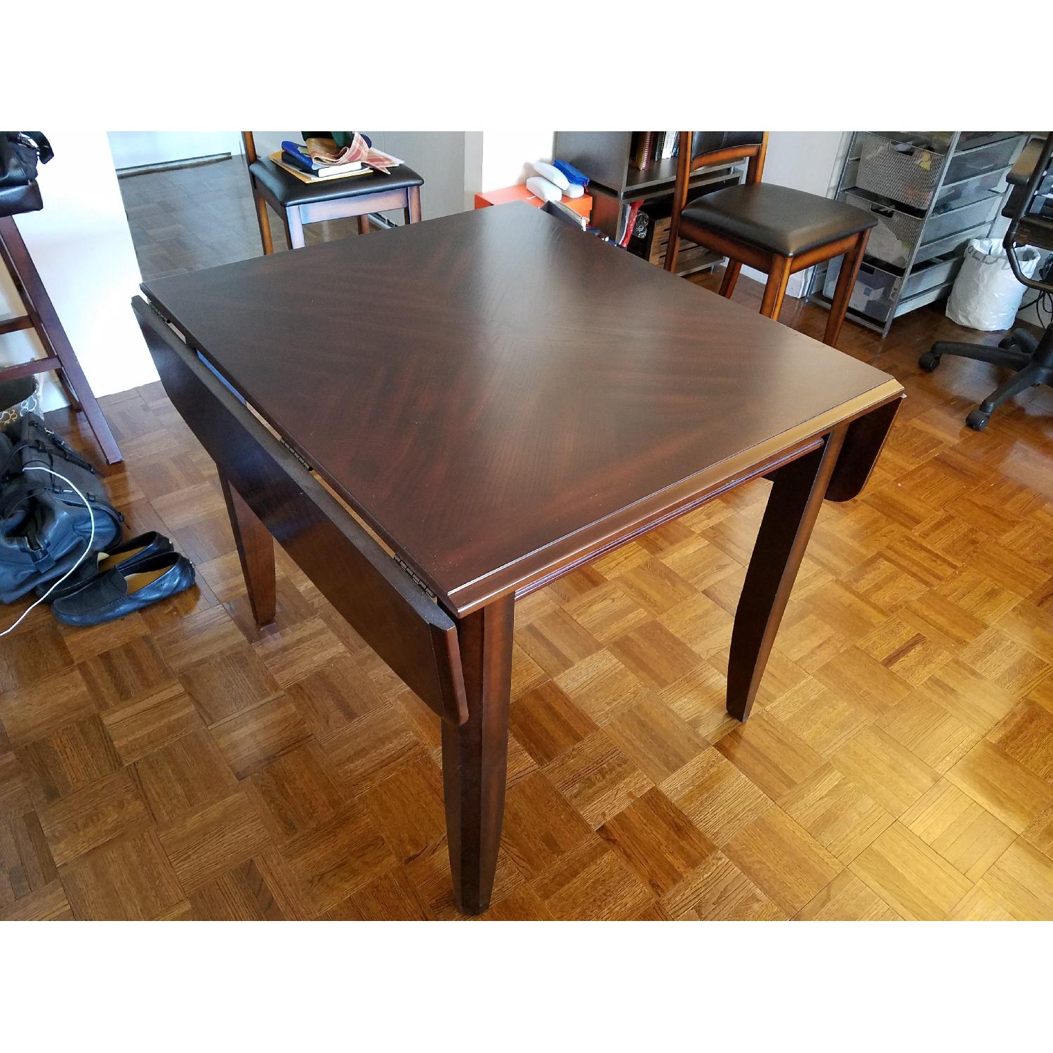 Raymour & Flanigan Chace Drop-Leaf Dining Table - AptDeco