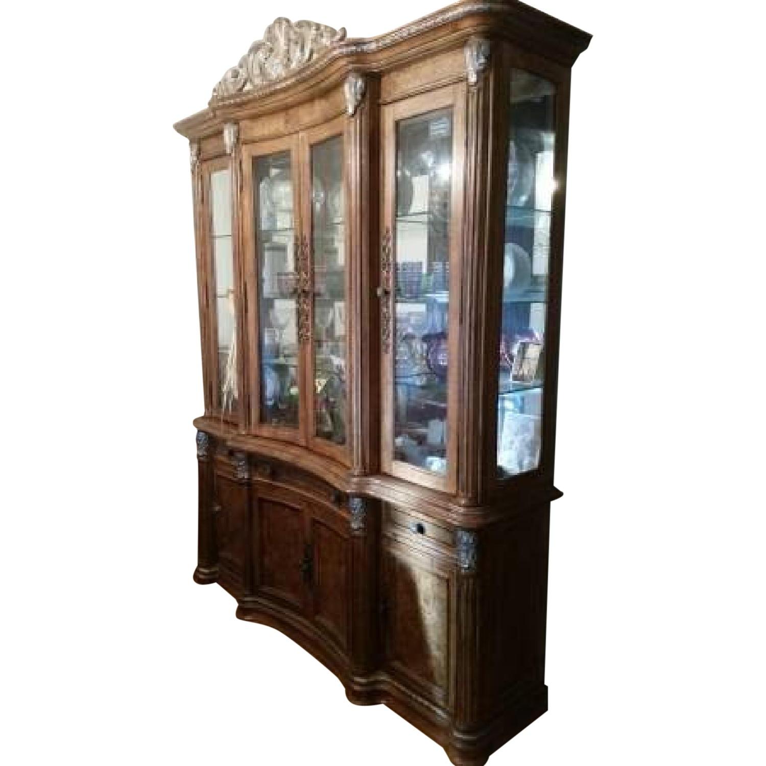 Schnadig Palazzo China Cabinet - AptDeco