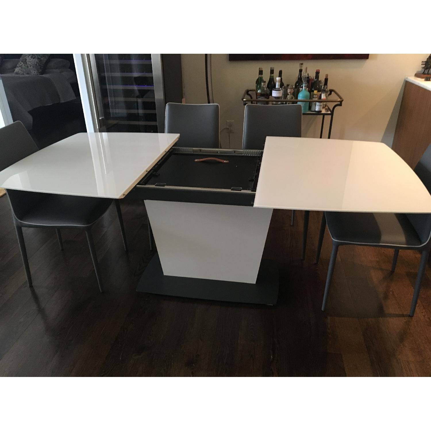 BoConcept Milano Extendable Dining Table - AptDeco