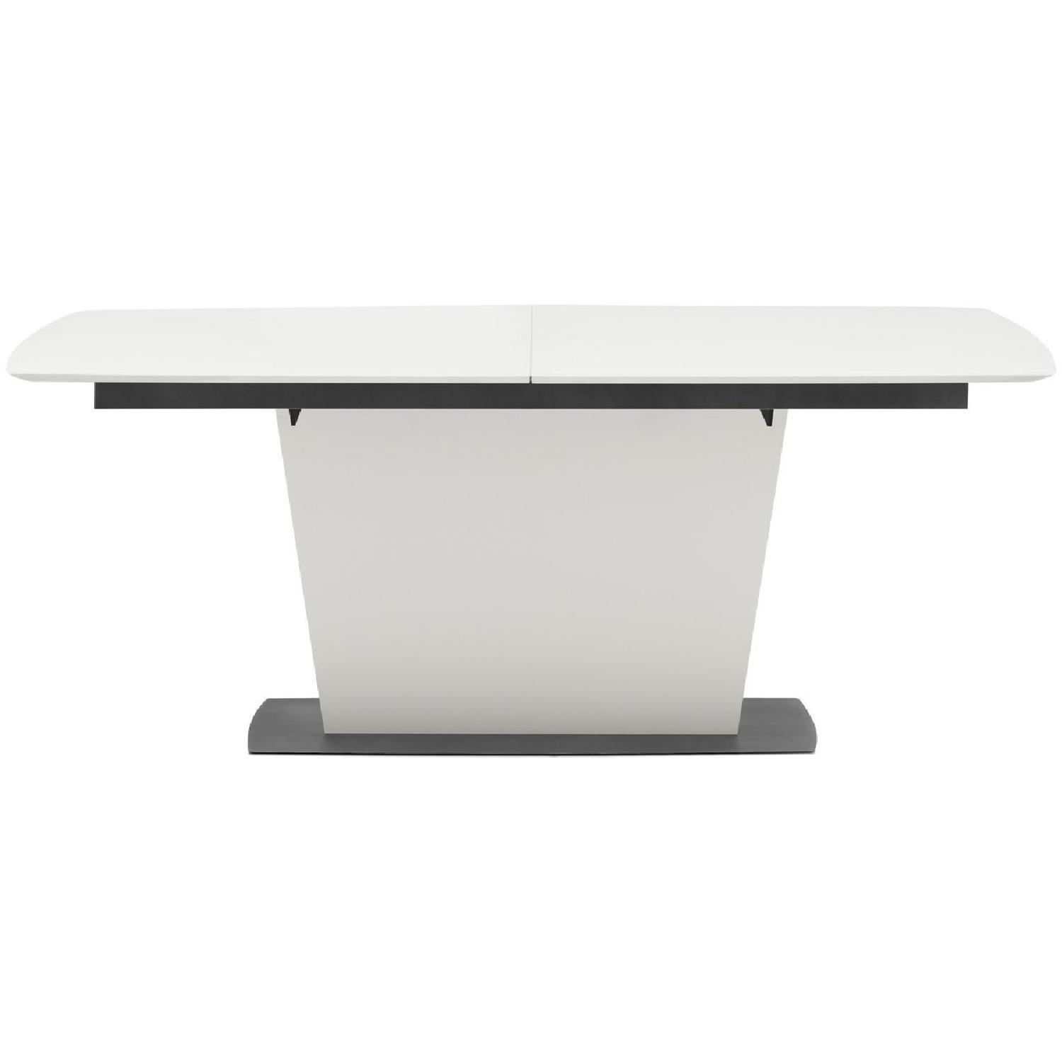 BoConcept Milano Extendable Dining Table - AptDeco