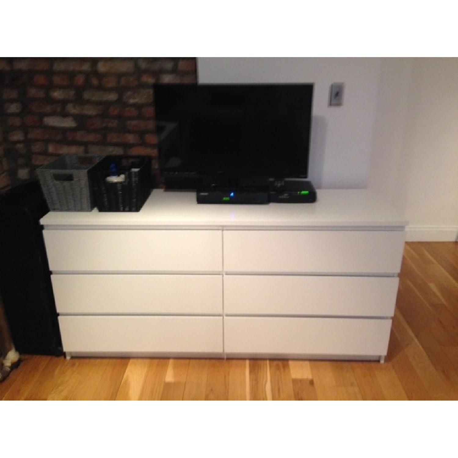 White Drawer - AptDeco
