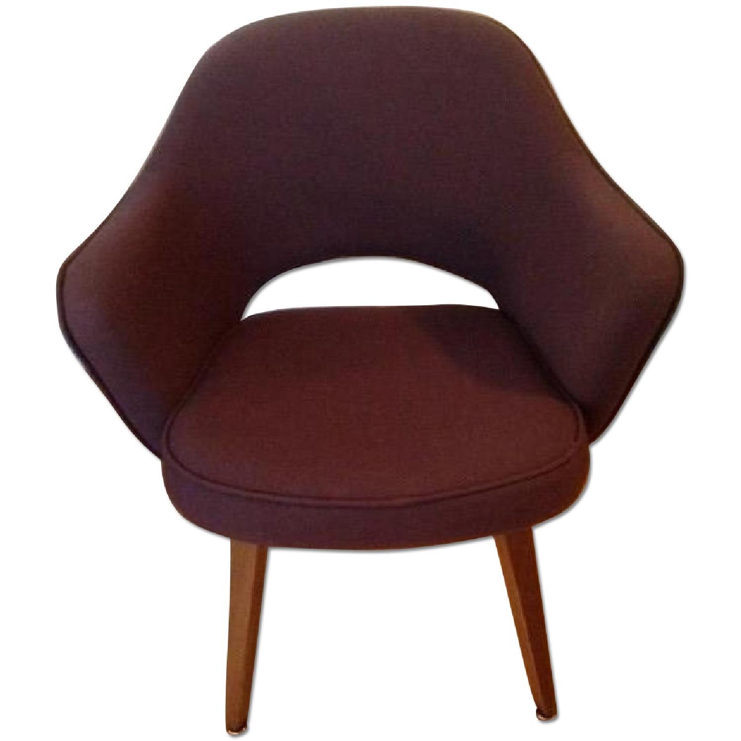 Saarinen Executive Dining Chairs with wood legs - AptDeco