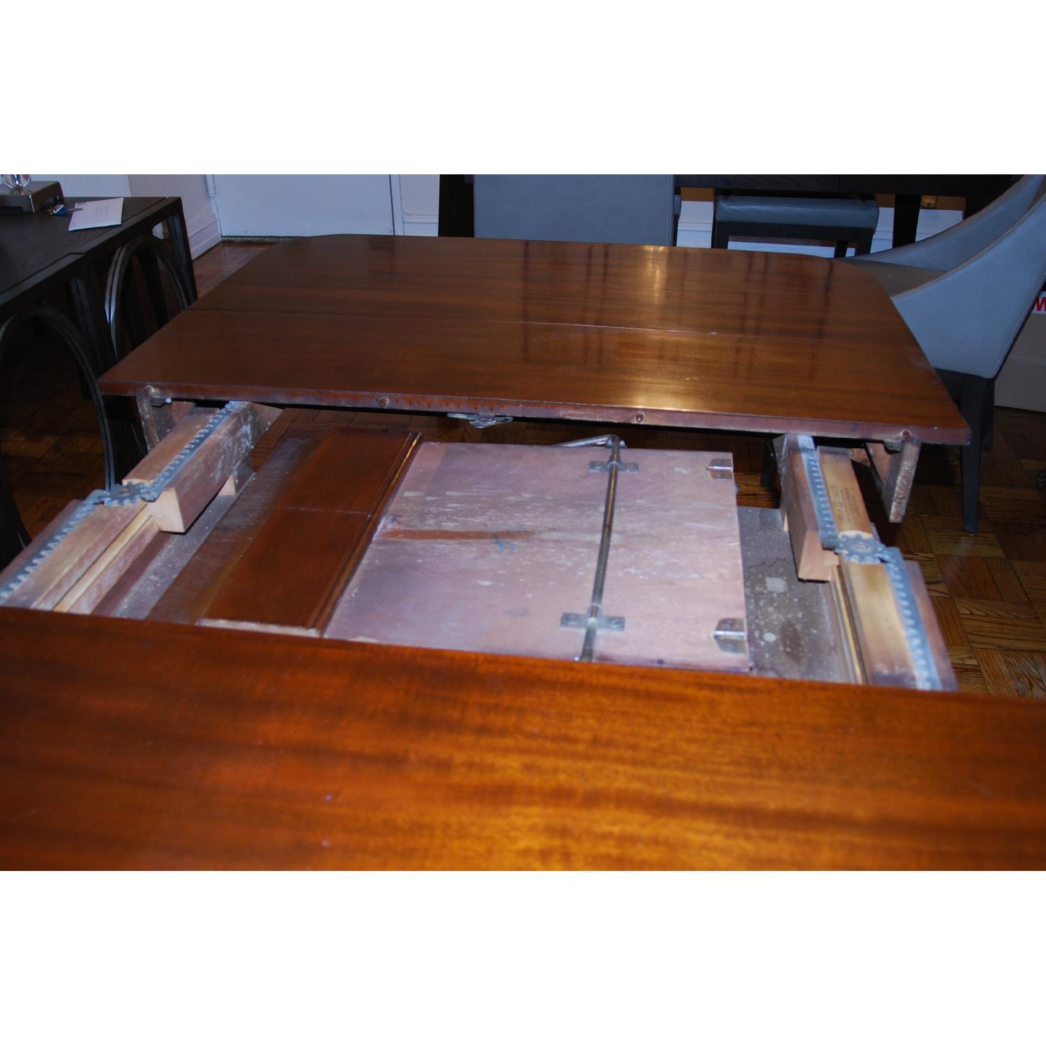 Antique Expandable Dining table - AptDeco