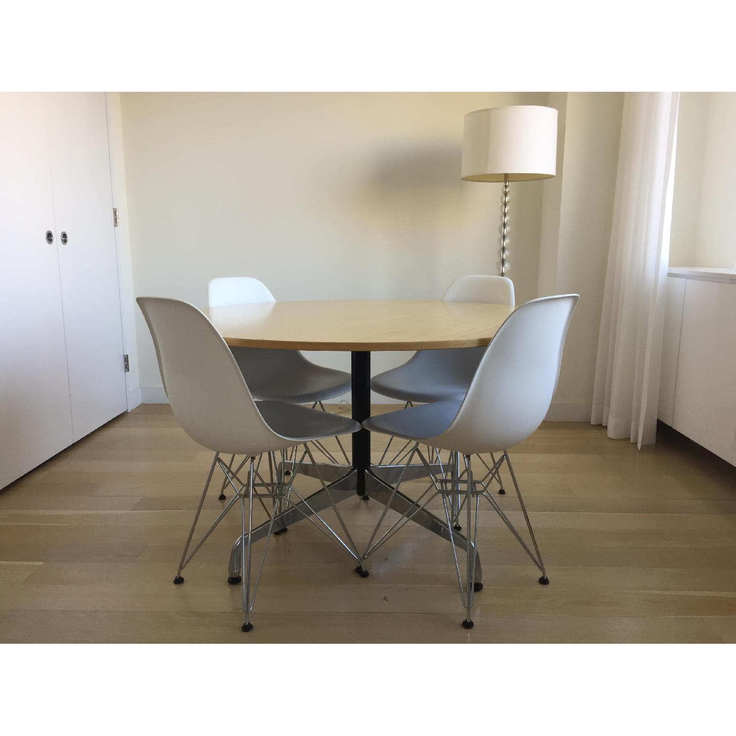 Herman Miller Eames Round Segmented Table - AptDeco
