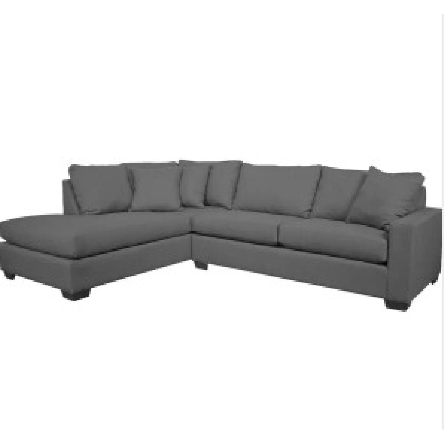 L-Facing Gray 2-Piece Sectional Sofa - AptDeco