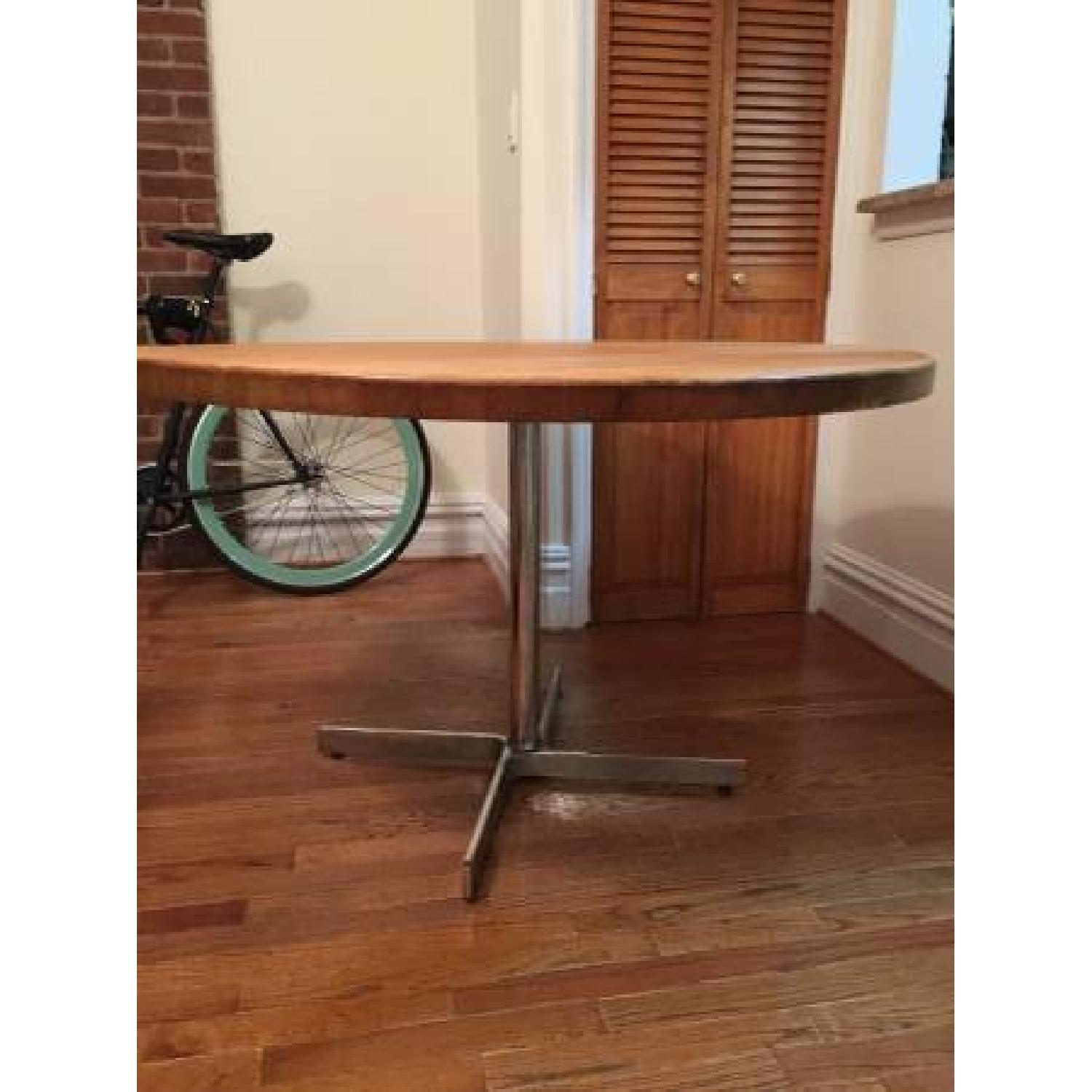 Mid Century Round Dining Table - AptDeco