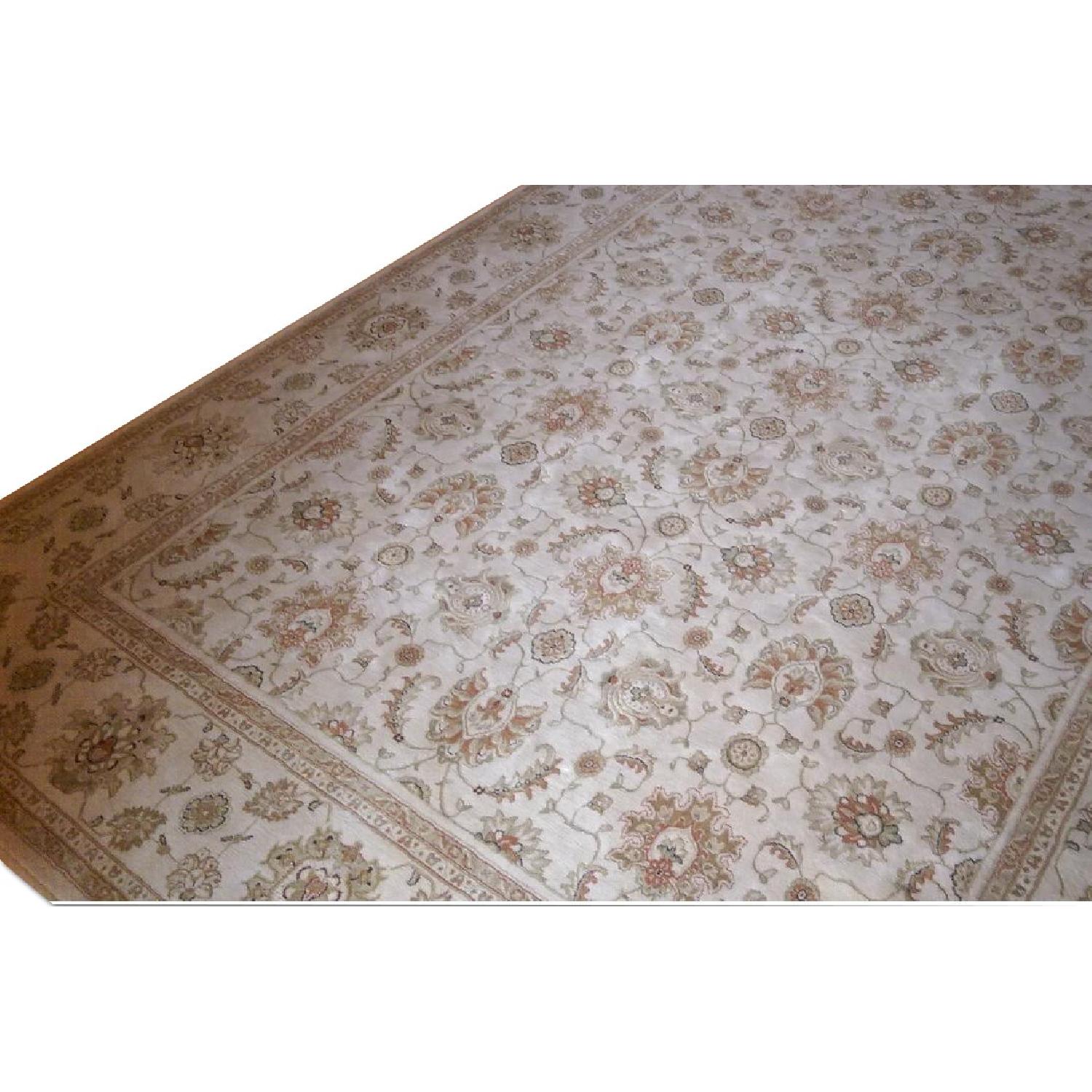 Neutral Persian Inspired Rug - AptDeco