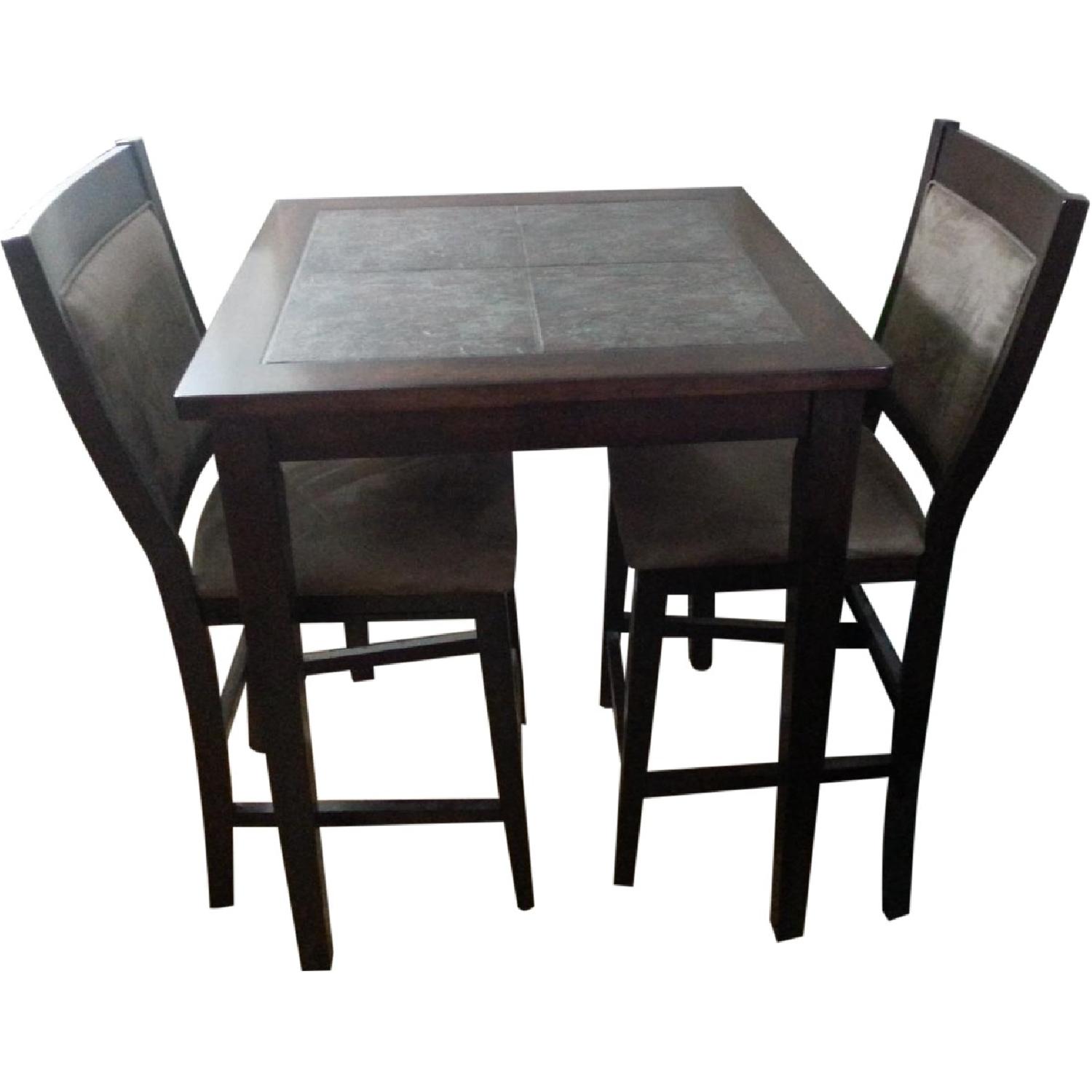 Classic High Top Table w/ 2 Chairs - AptDeco