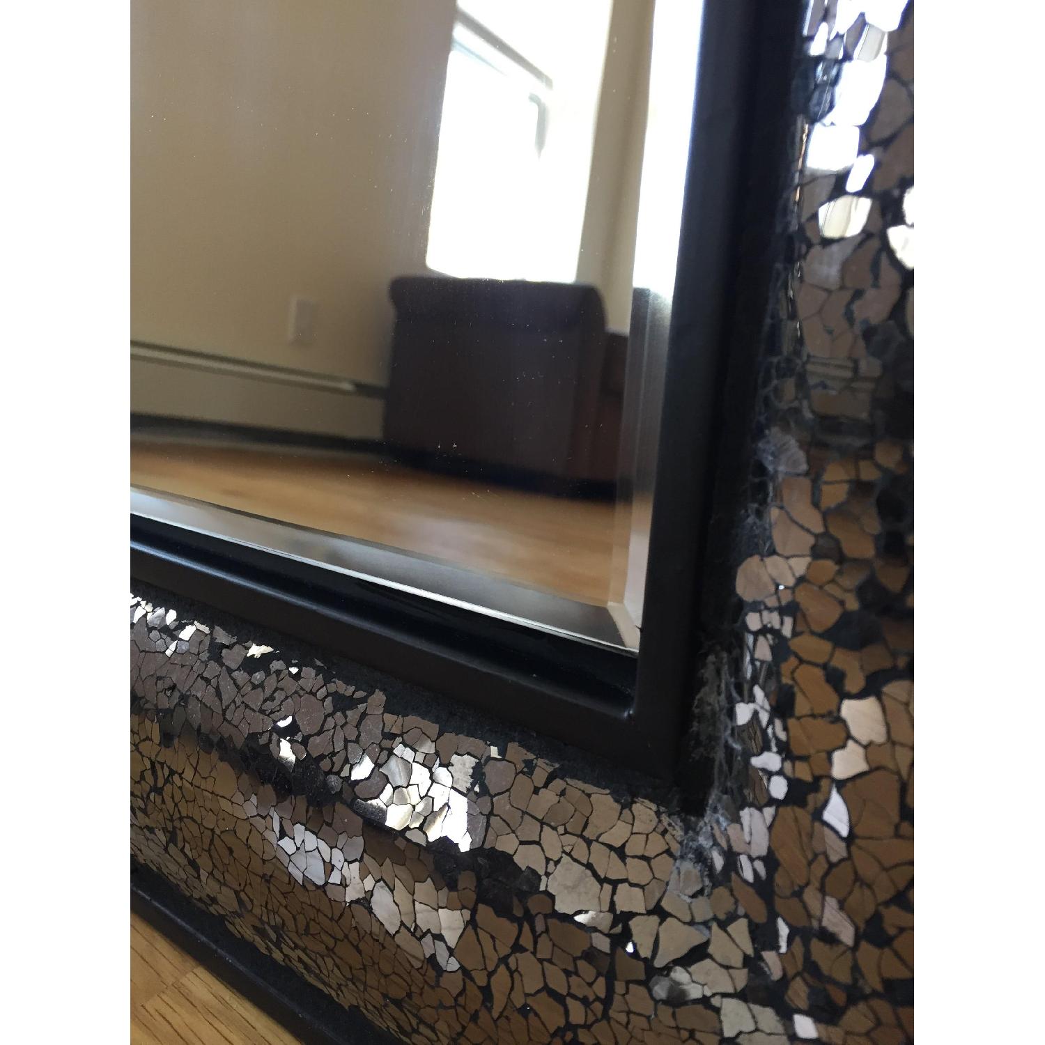 Black Mirror w/ Shattered Glass Effect Border - AptDeco