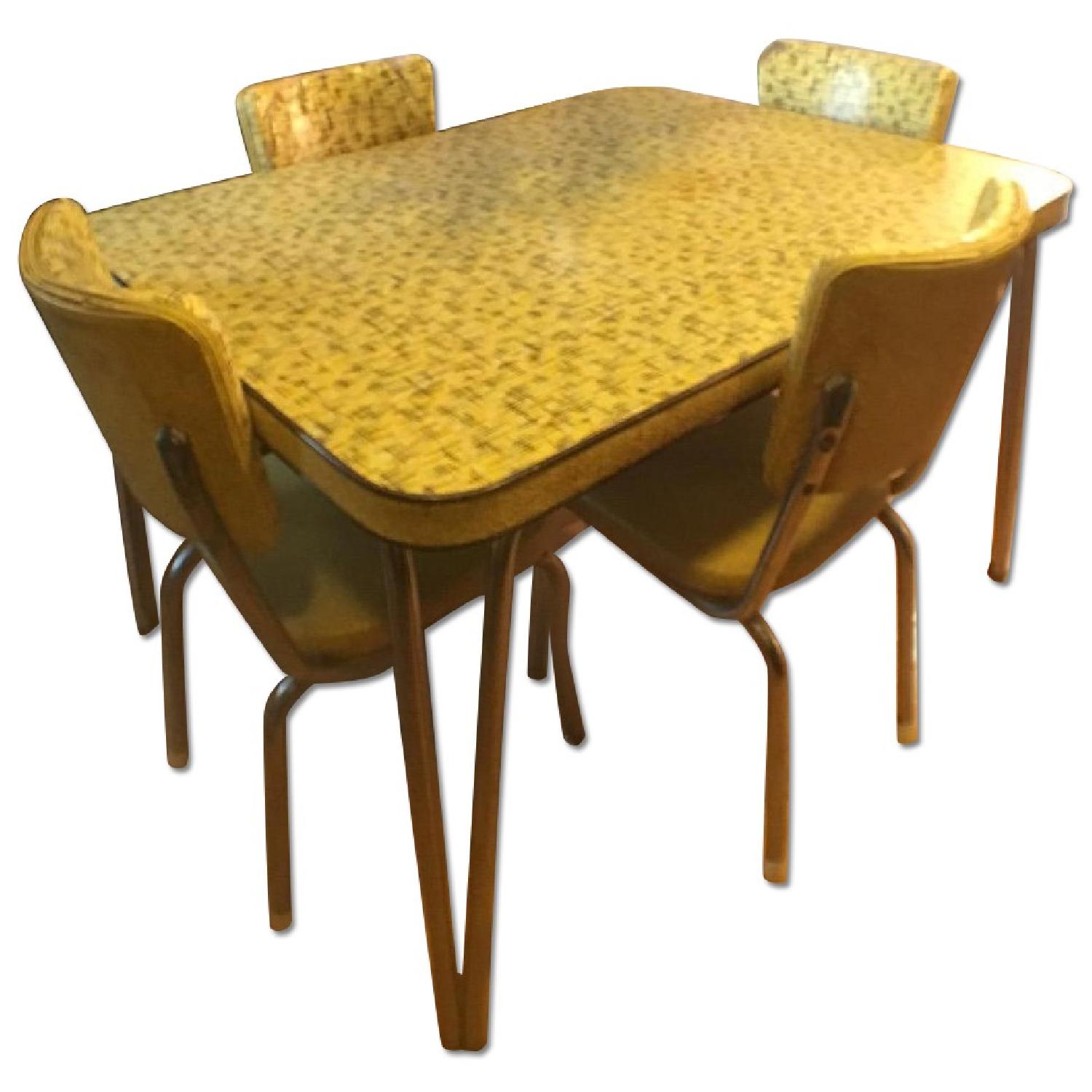 Rachlin Vintage 50's Formica Dining Table w/ 4 Chairs - AptDeco