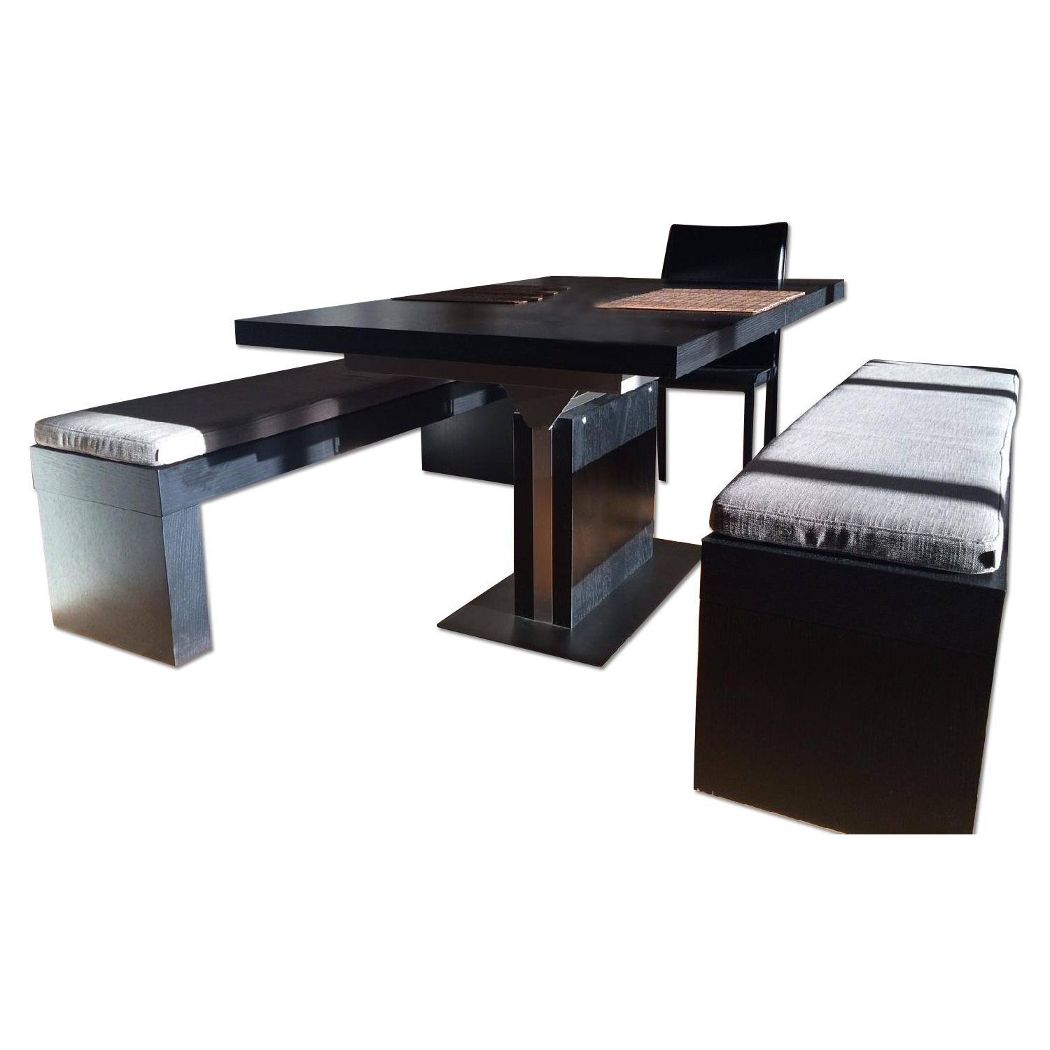 BoConcept Otto Expandable Dining Table w/ 2 Benches & 2 Zarra Chairs ...