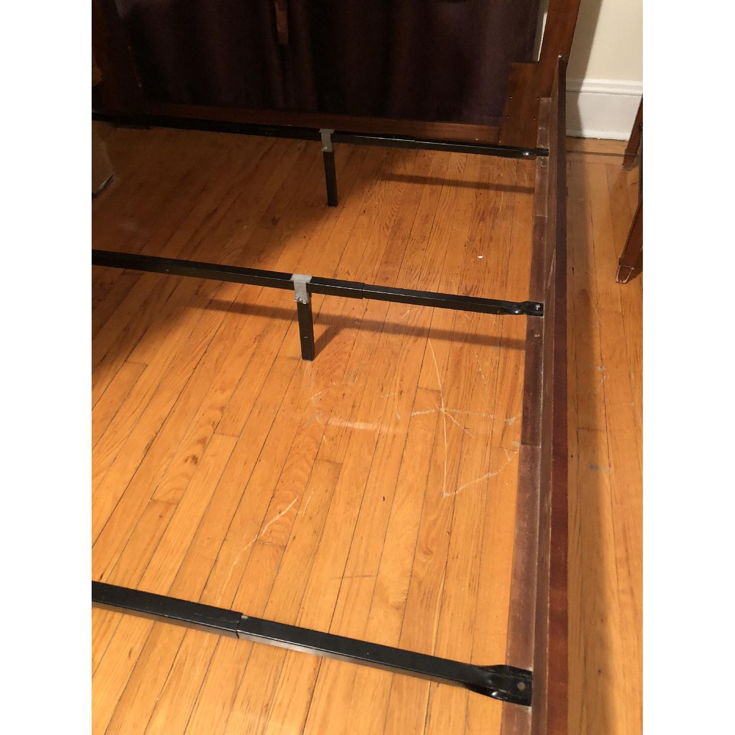 Stanley Vintage Queen Size Oak Bed Frame - AptDeco