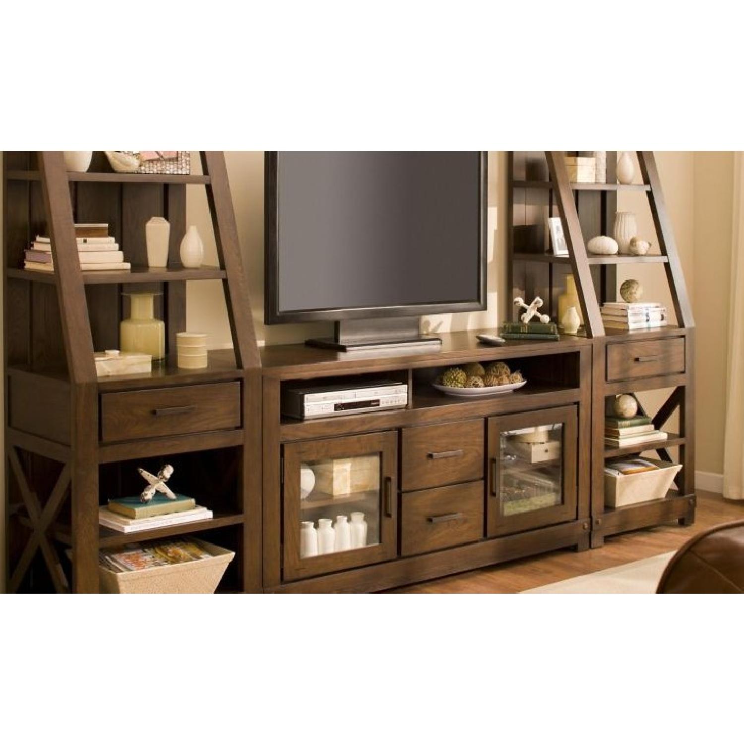 Raymour And Flanigan Entertainment Center