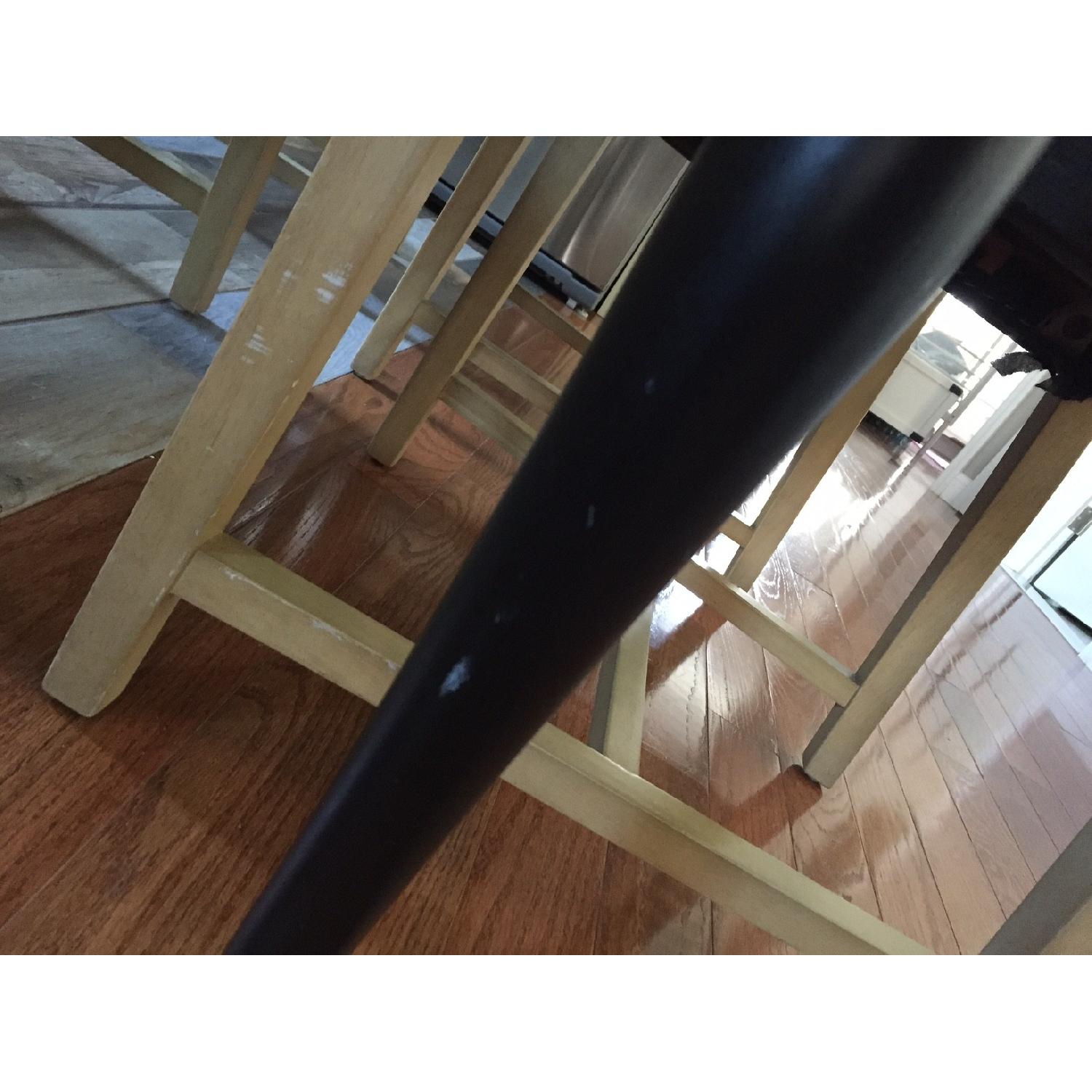 West Elm Solid Wood Extension Dining Table w/ 4 Shaker Style Chairs - AptDeco