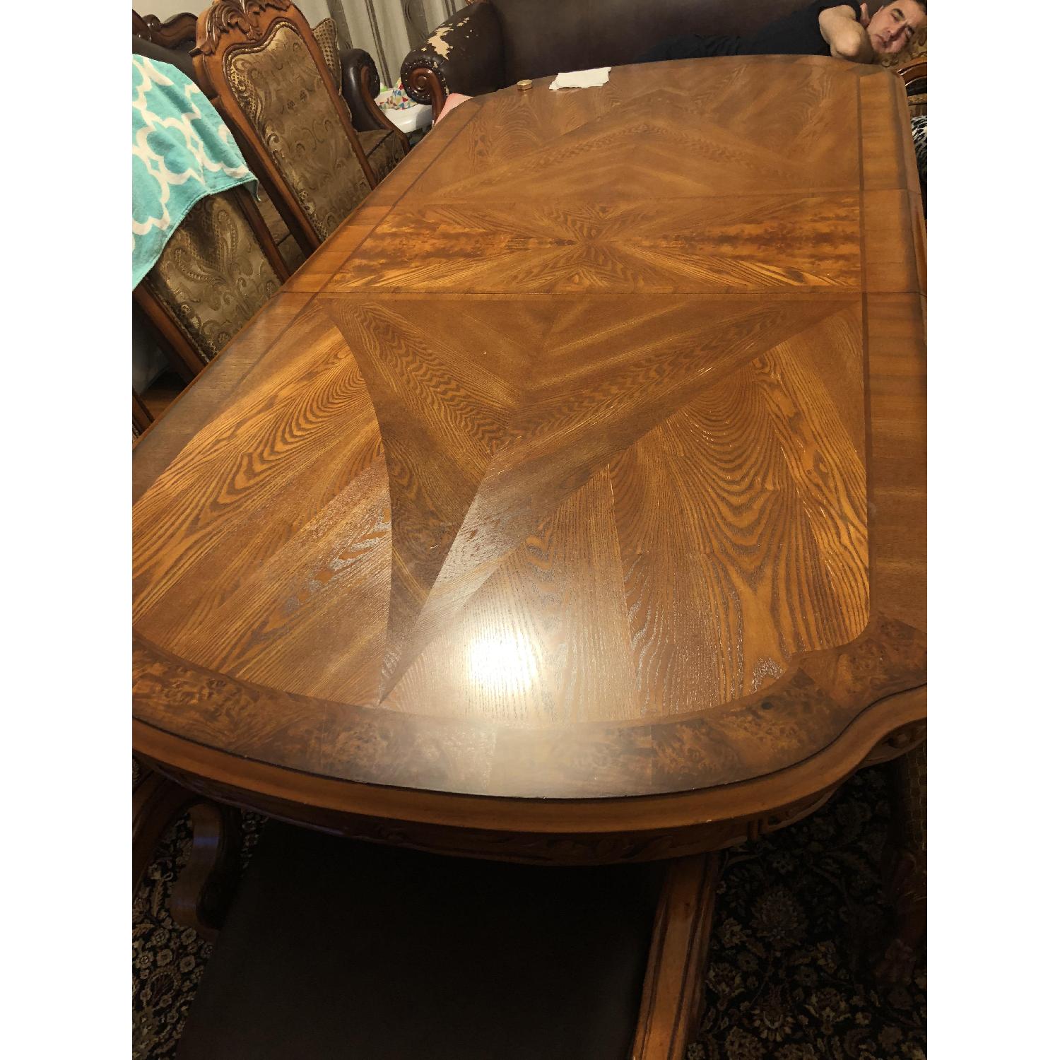 Acme Dresden Double Pedestal Dining Table w/ 8 Chairs - AptDeco