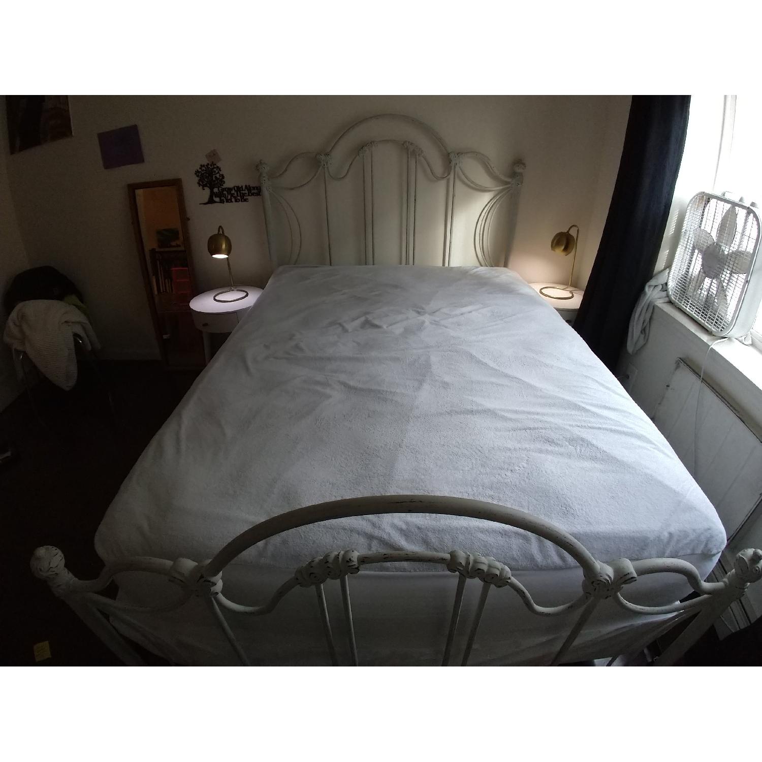 Wesley Allen Marlow Queen Iron Bed Frame - AptDeco