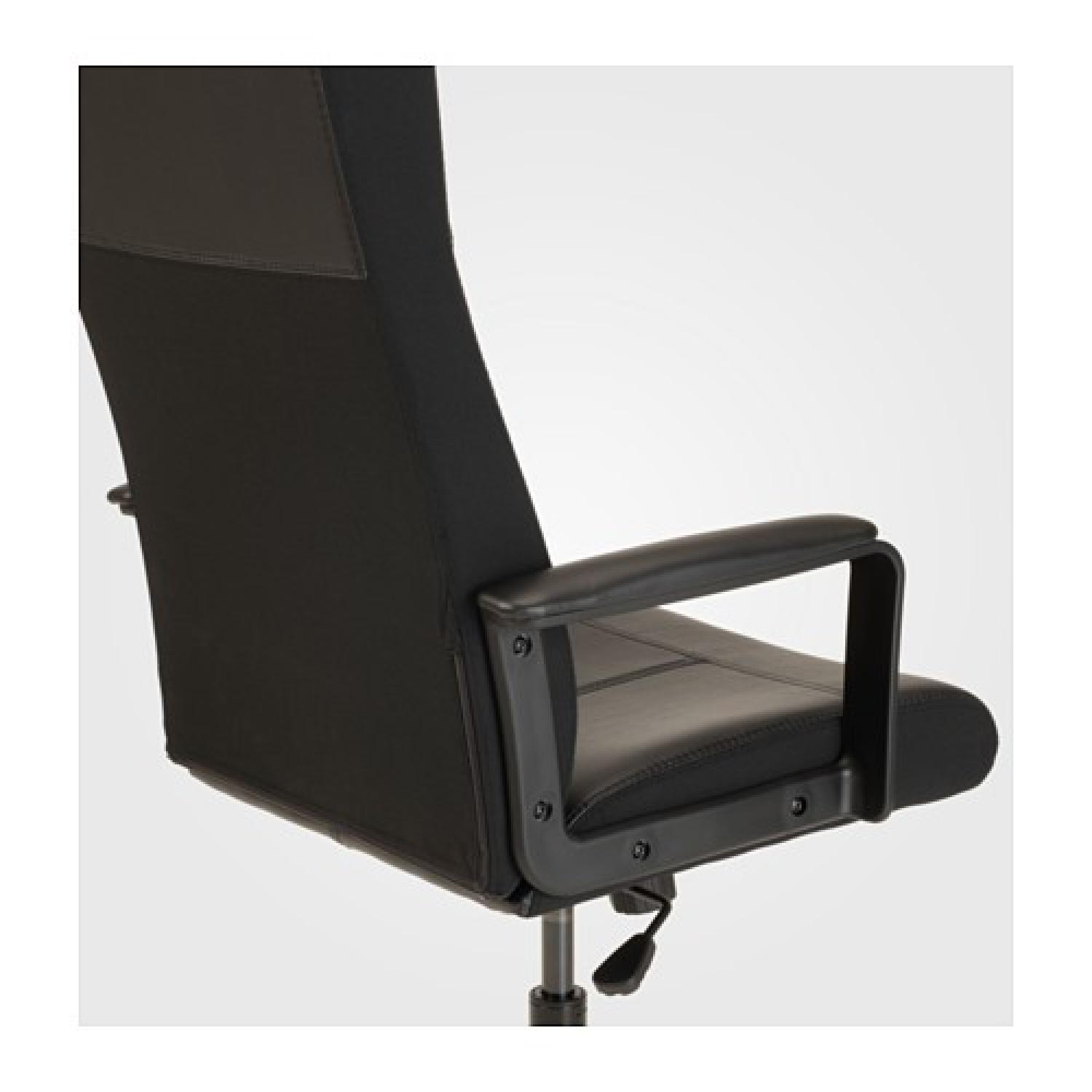 Ikea Millberget Swivel Chair in Bomstad Black - AptDeco