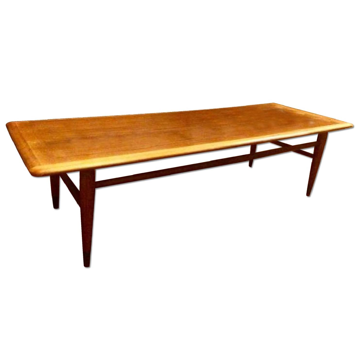 Lane Acclaim Series Mid-Century Modern Coffee Table - AptDeco
