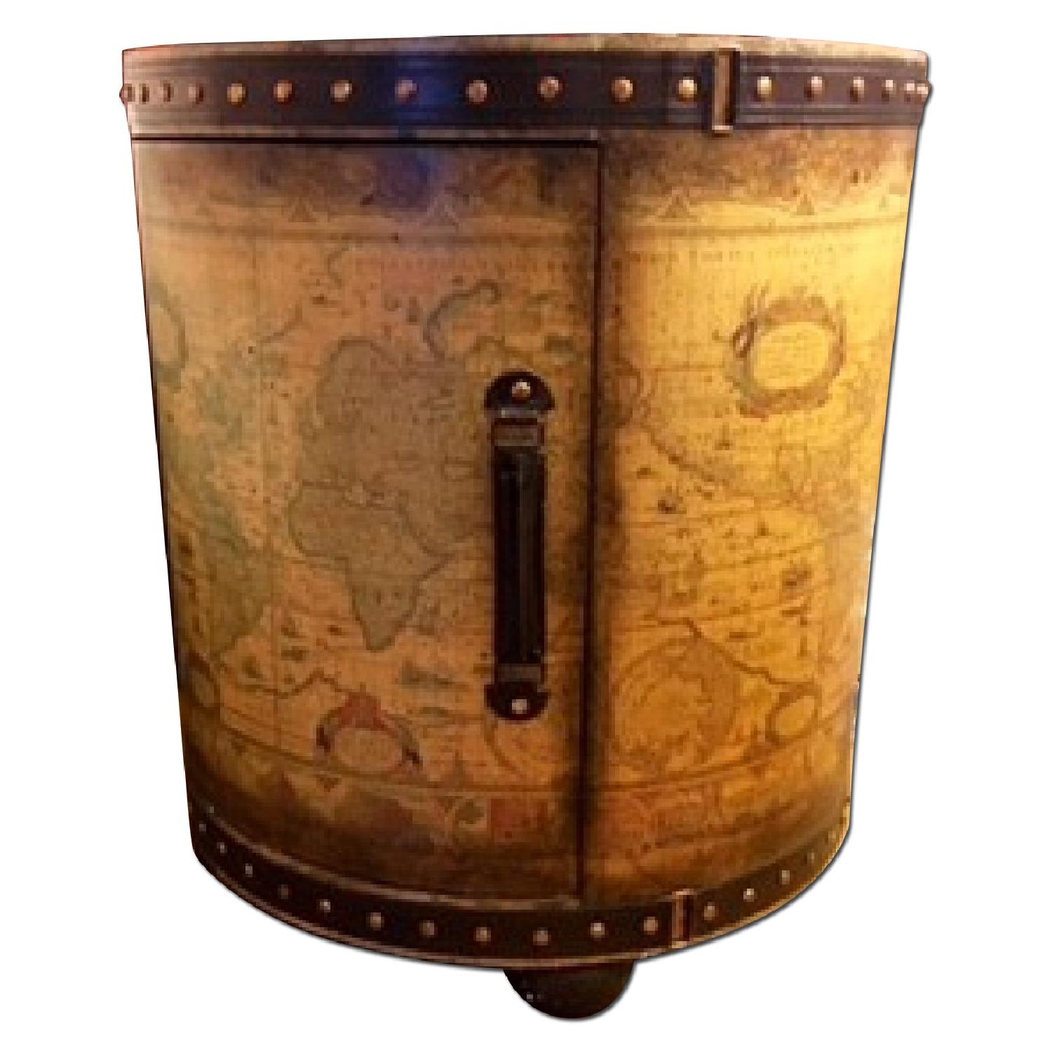 World Map Trunk - AptDeco