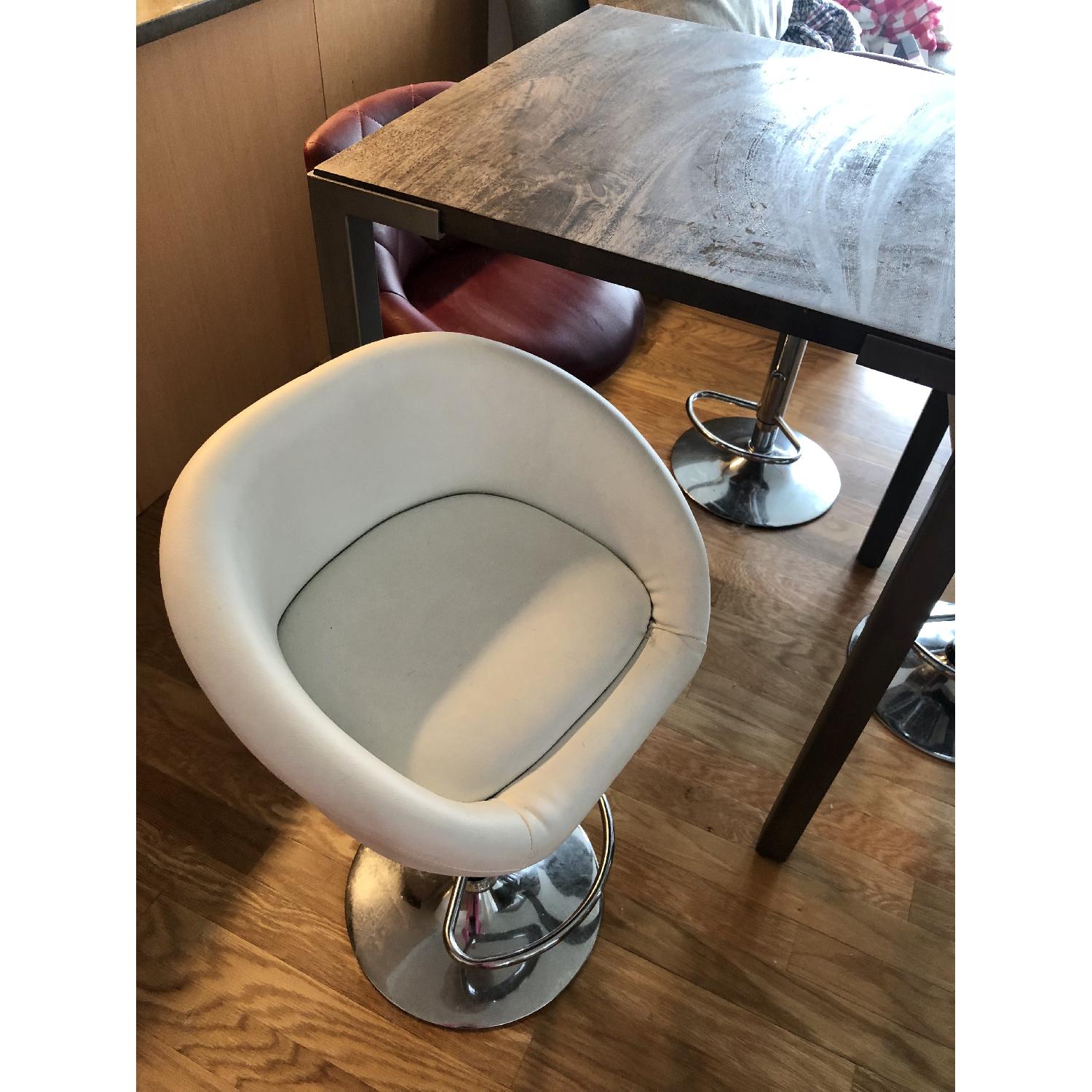 CB2 Stilt 2-Top Counter Table w/ 4 Bar Stools - AptDeco