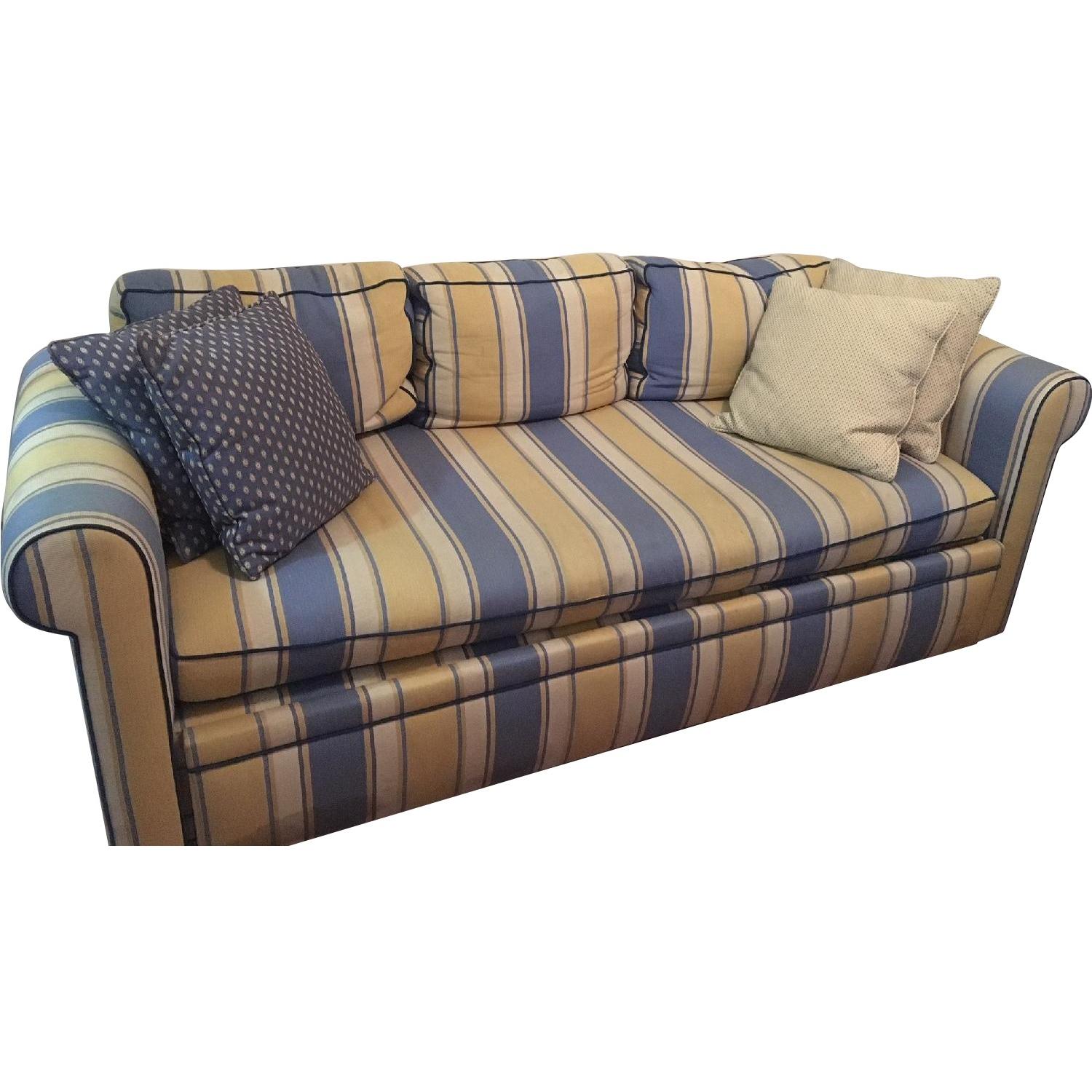 Custom Day Bed Sofa w/ Trundle Bed - AptDeco