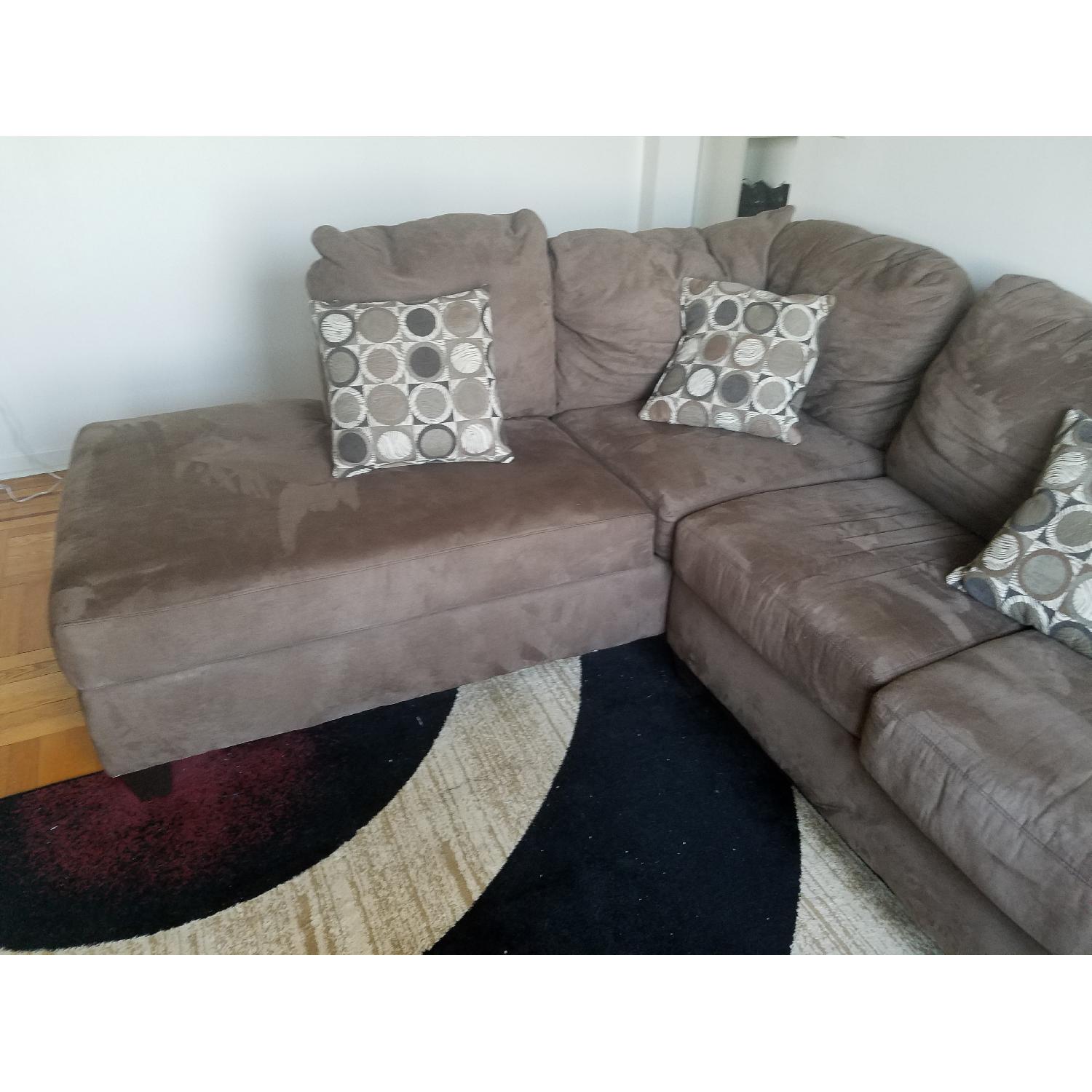 Bob's Brown 2-Piece Fabric Sectional Sofa - AptDeco