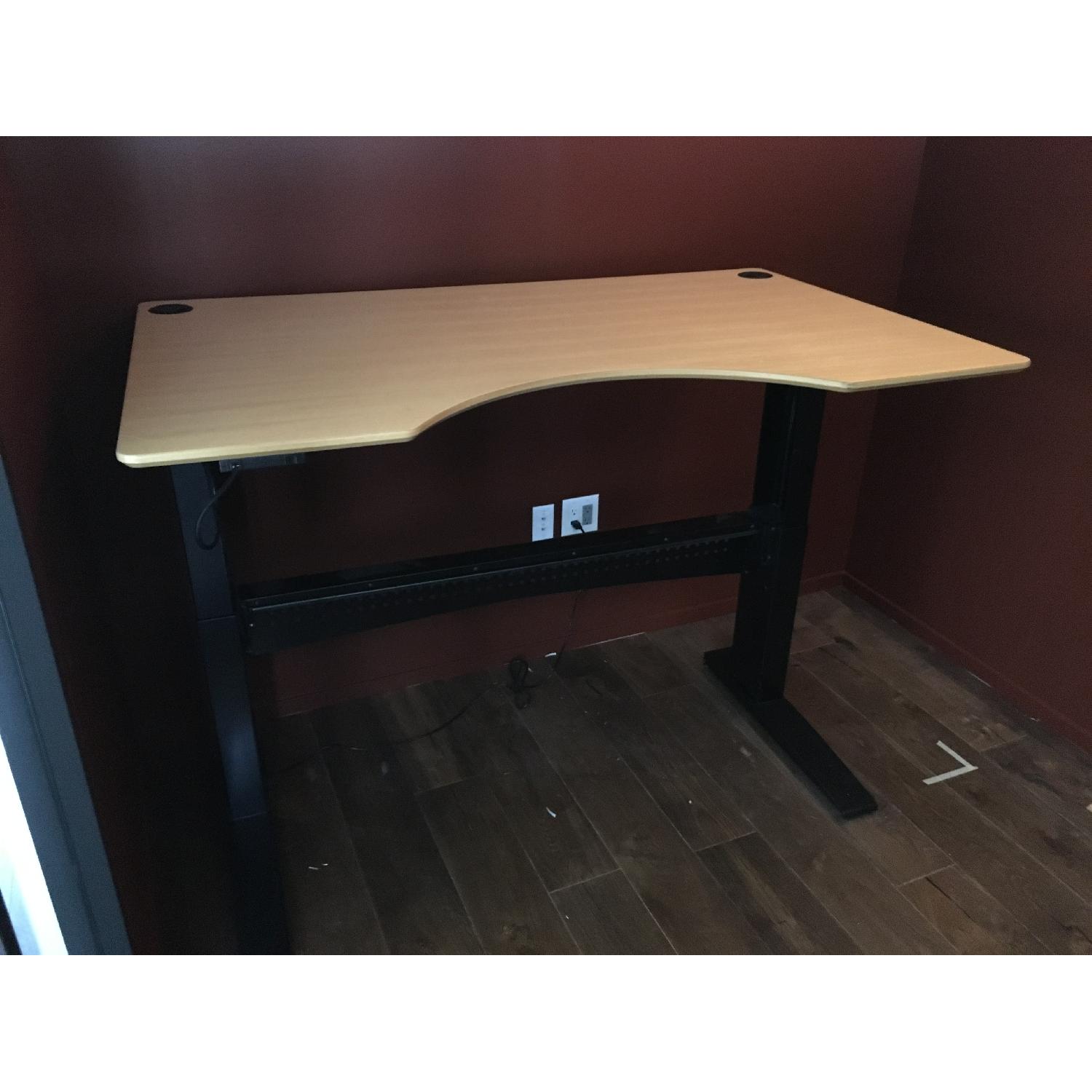 Motorized Adjustable Standard Desk - AptDeco