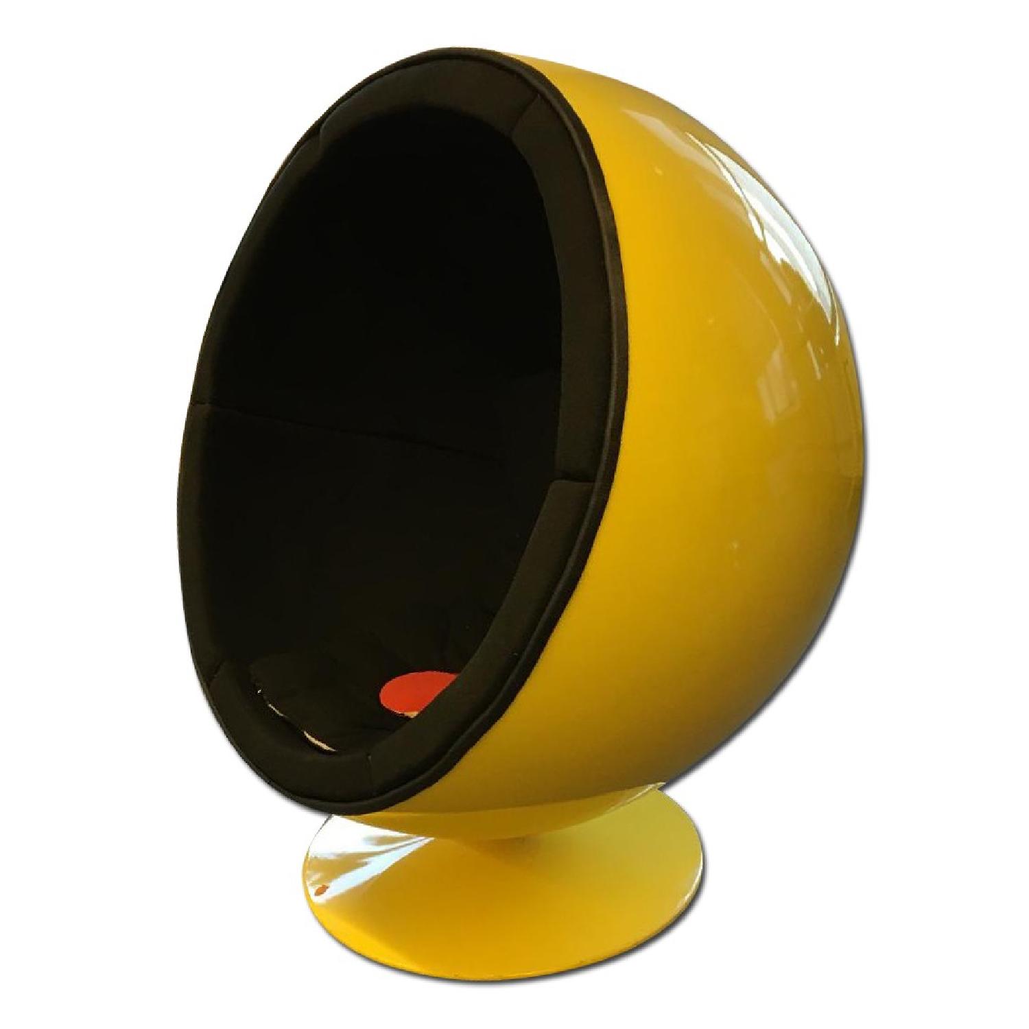 Modern Round Pod Chairs in Yellow - AptDeco