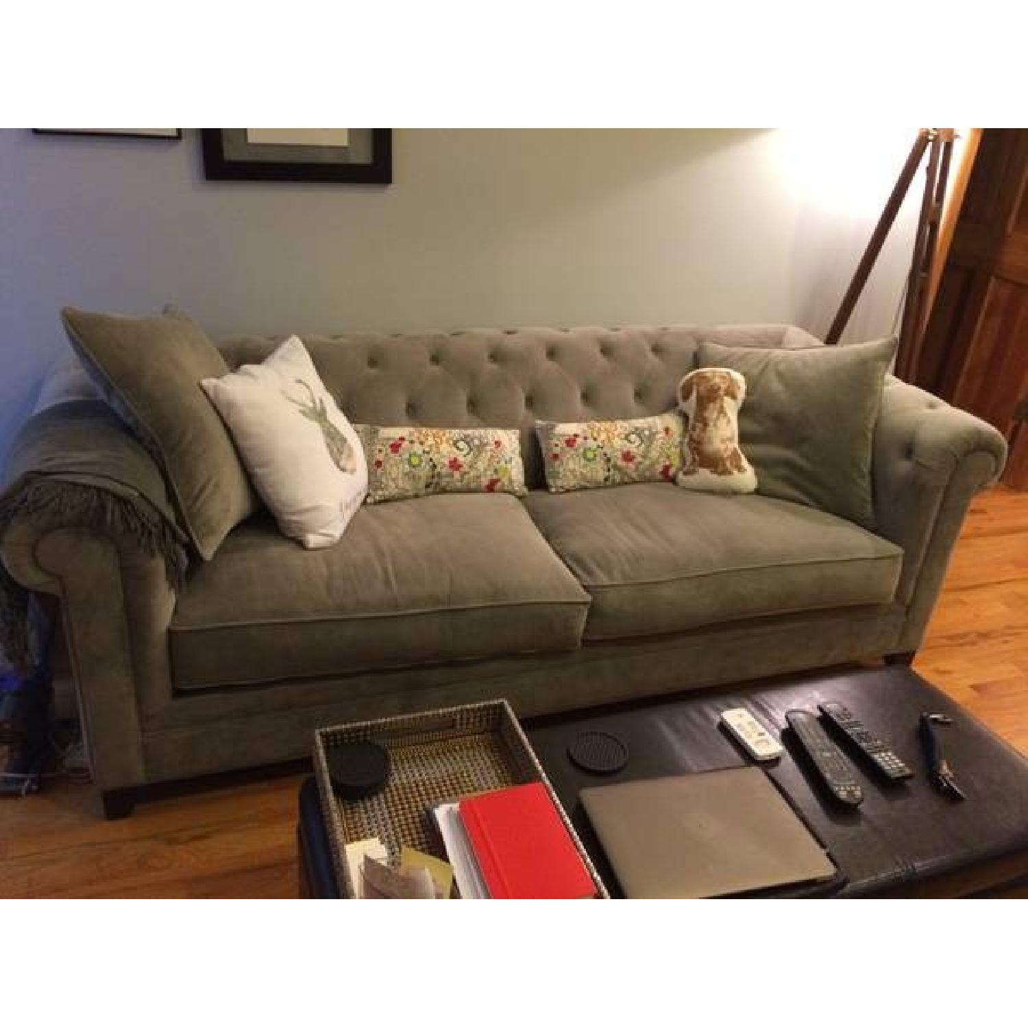 Diamond Tufted Sofa - AptDeco