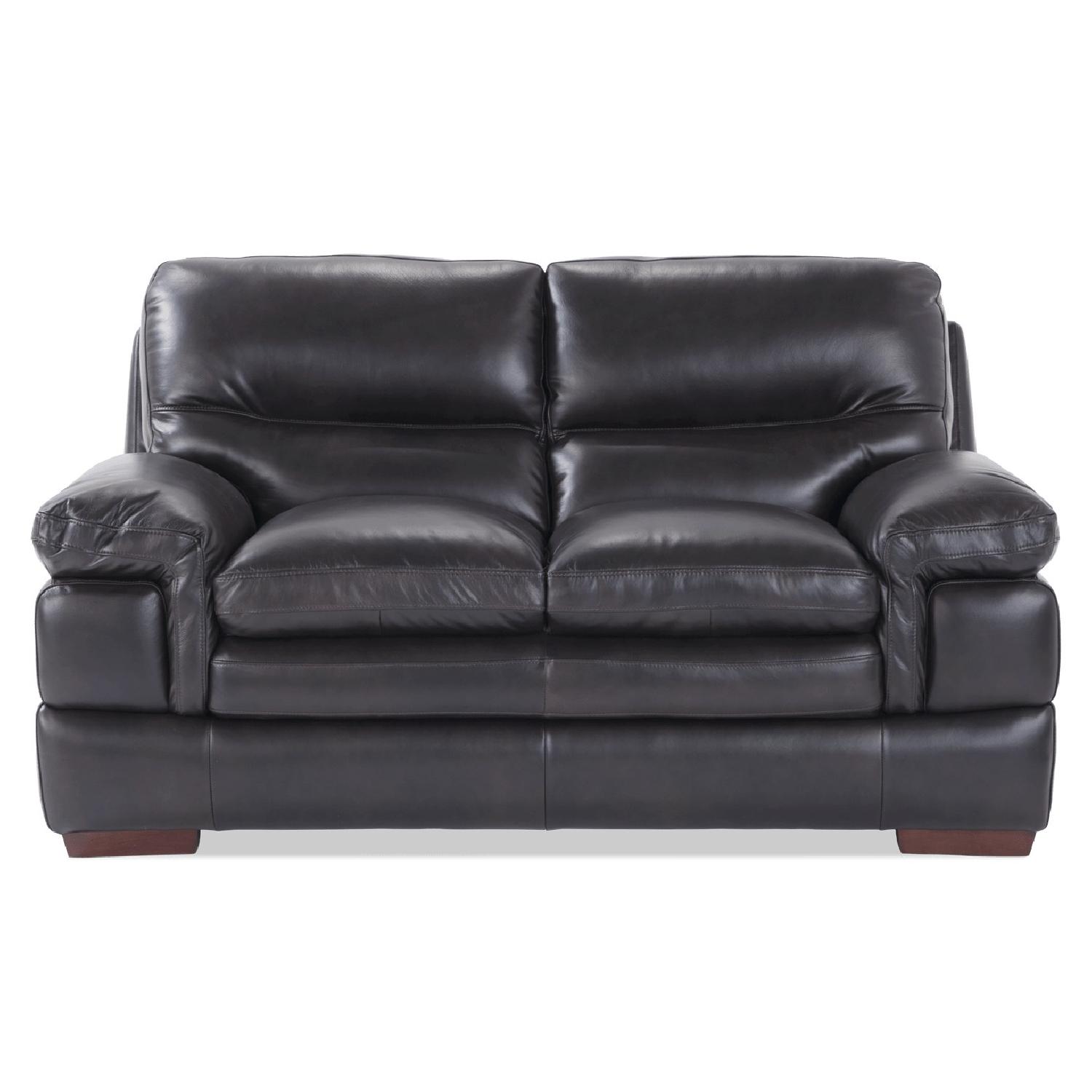 Bob's Carter Leather Loveseat - AptDeco