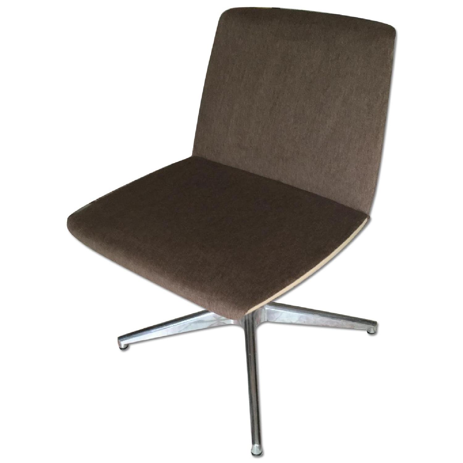 Geiger Clamshell Accent Chair - AptDeco