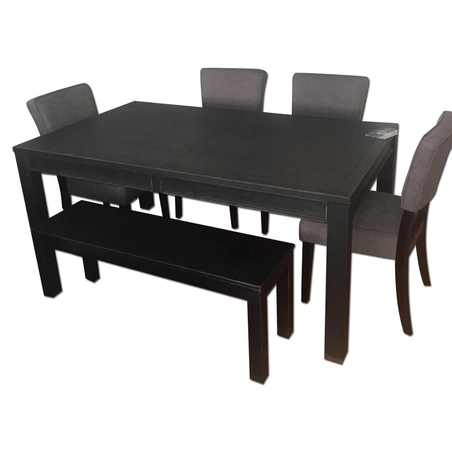 Jennifer Convertibles 6 Piece Dining Set - AptDeco
